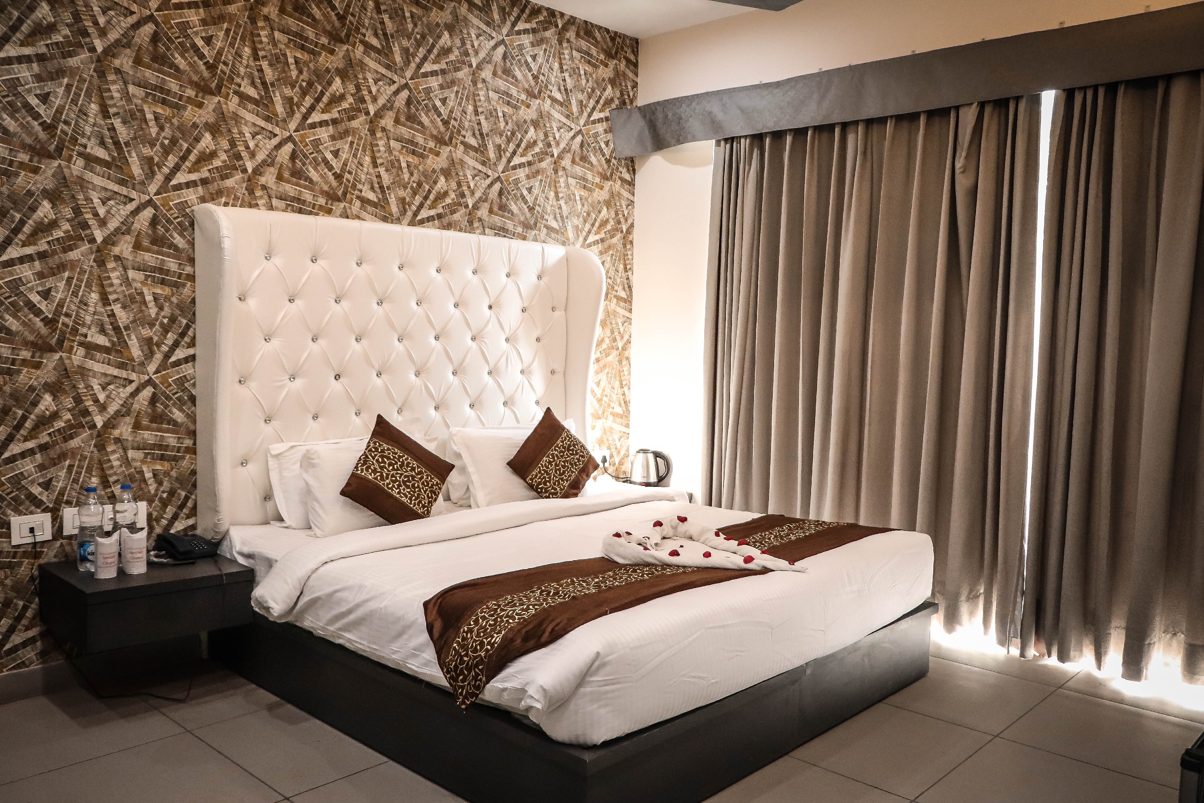 Sailani Resort & Palace Best Rates on Nahan Hotel Deals, Reviews & Photos