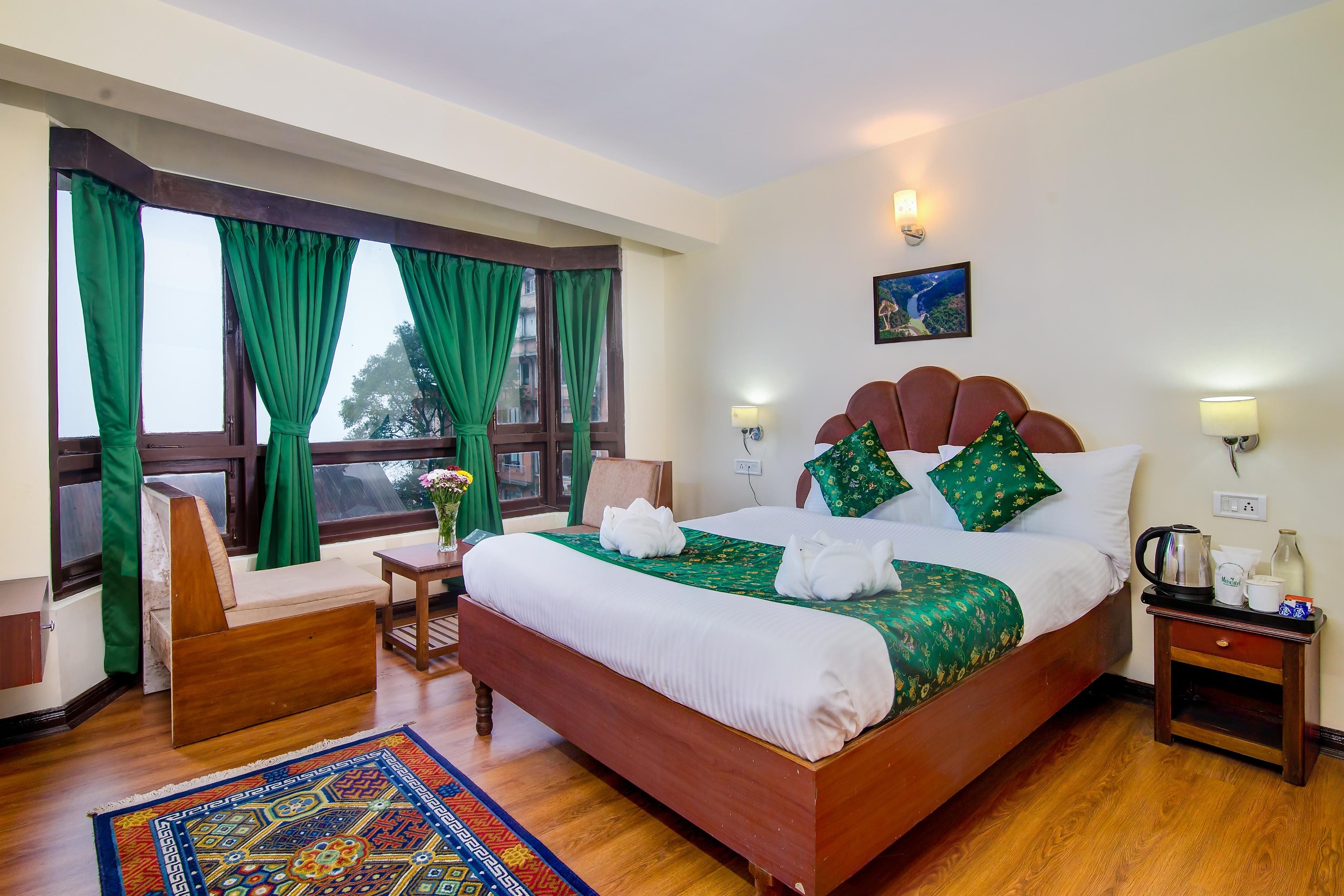 Muscatel Bhumsang - 200 Mts from Mall Road Hotel Darjeeling - Reviews ...
