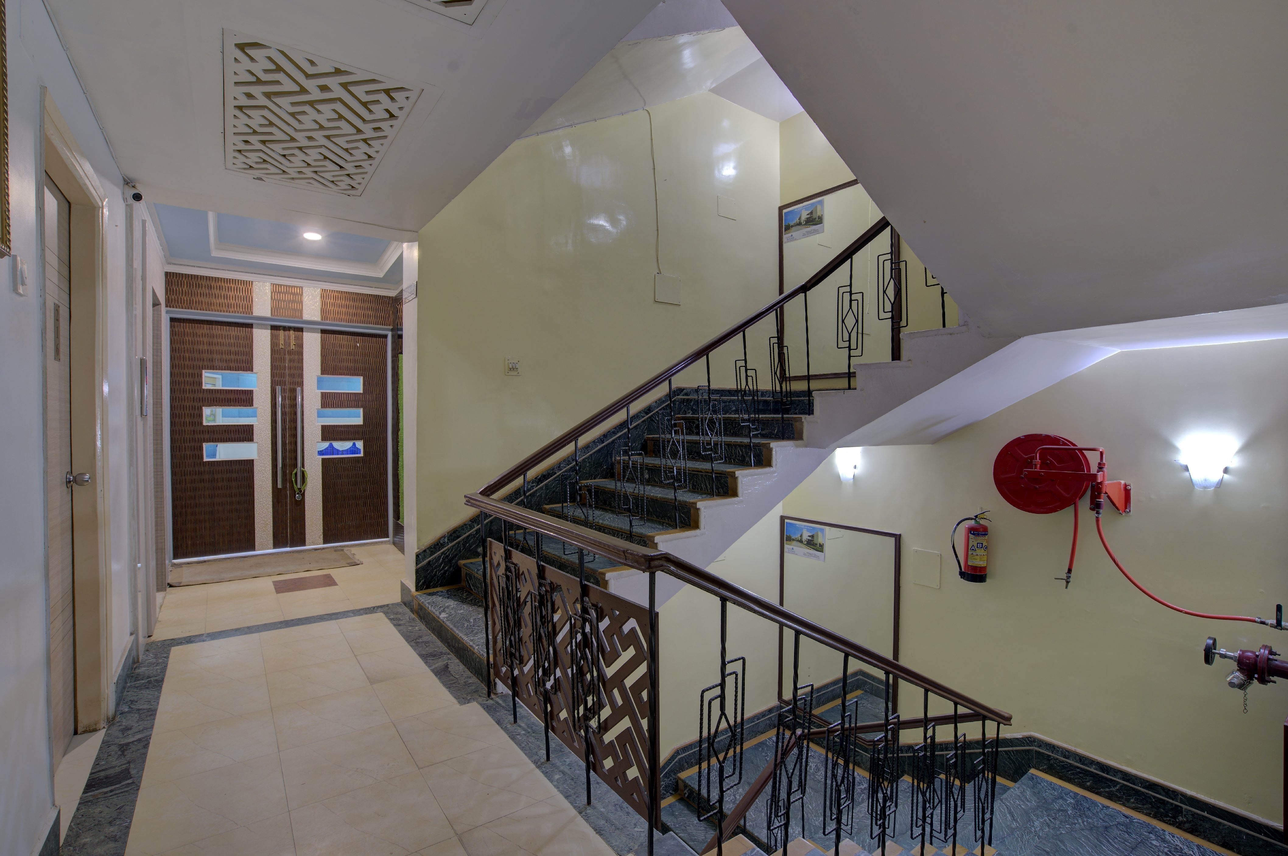 Hotel Mahadev Palace Deoghar Hotel Price, Address & Reviews