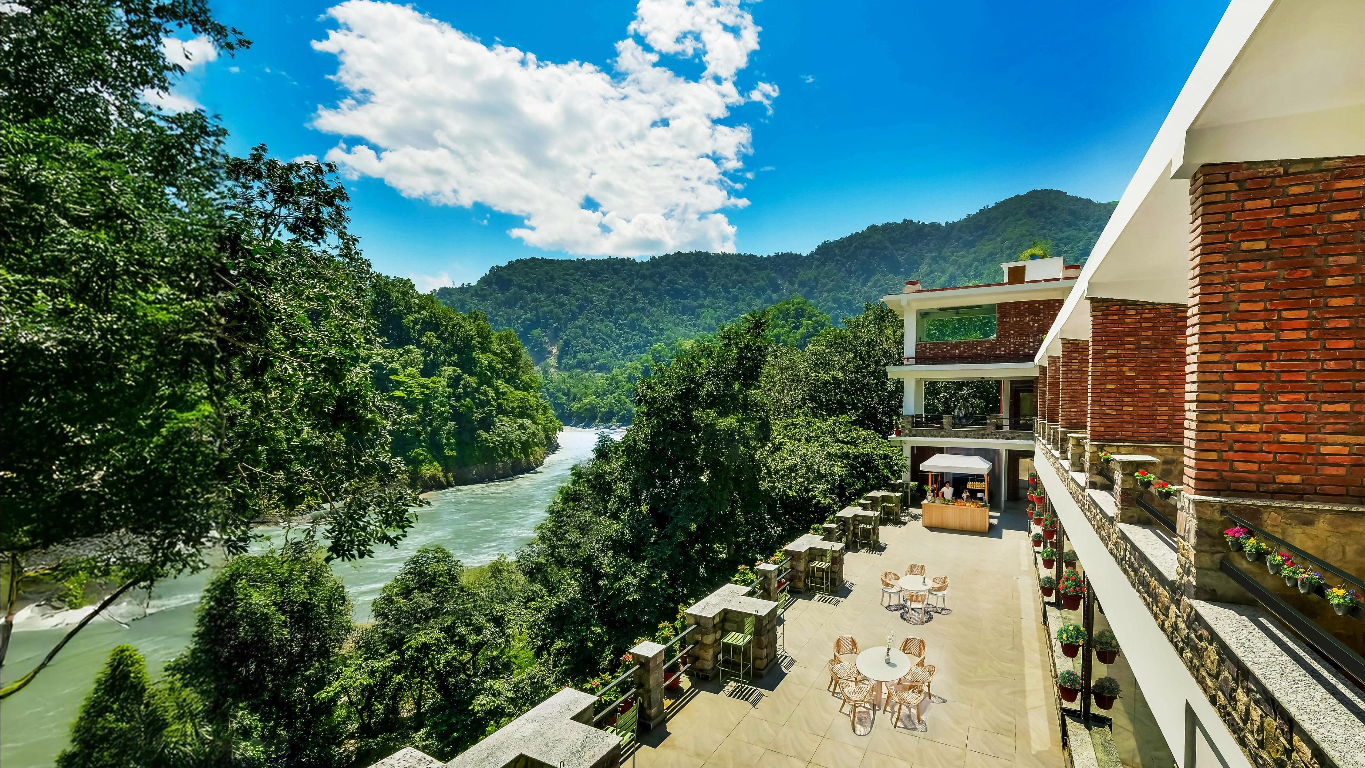 Aloha on the Ganges By Leisure Hotels 𝗕𝗢𝗢𝗞 Rishikesh Resort