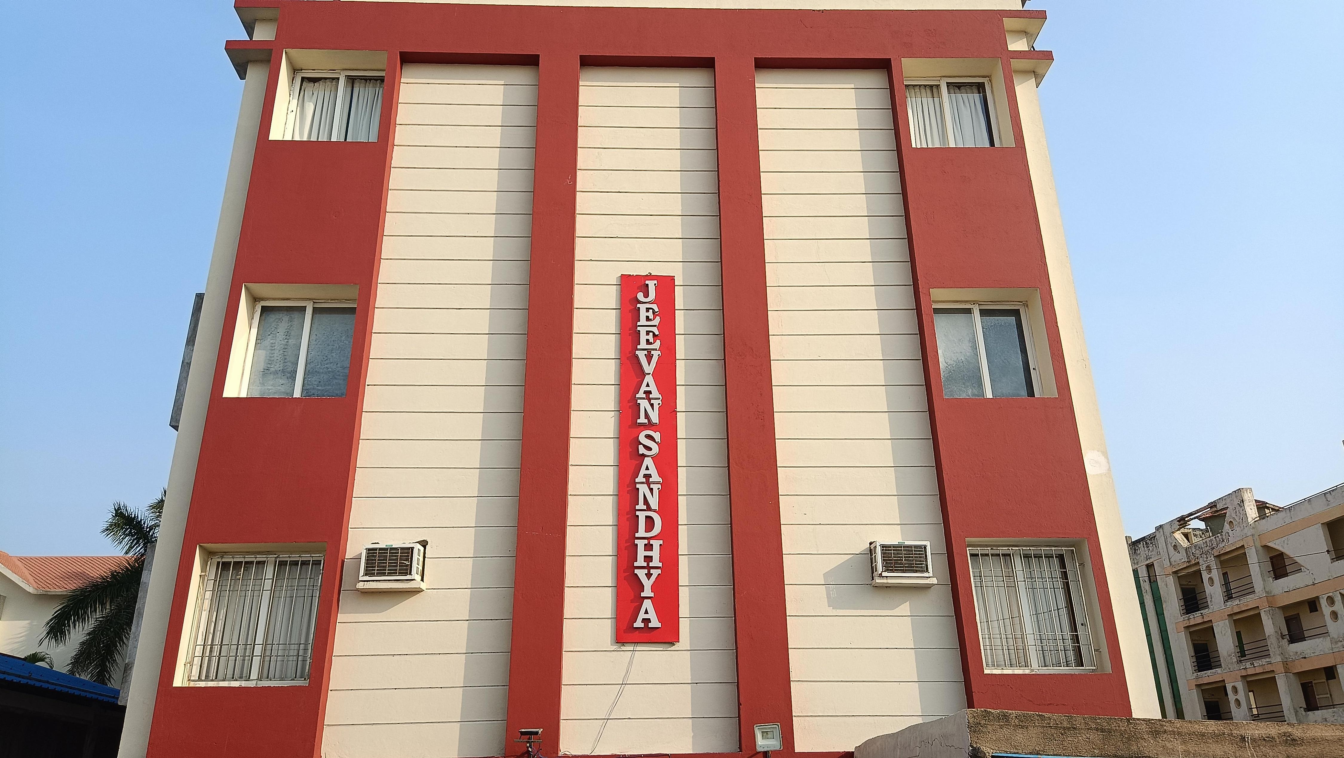 Hotel Jeevan Sandhya पुरी होटल डील, रिव्यु, फोटो और ऑफर