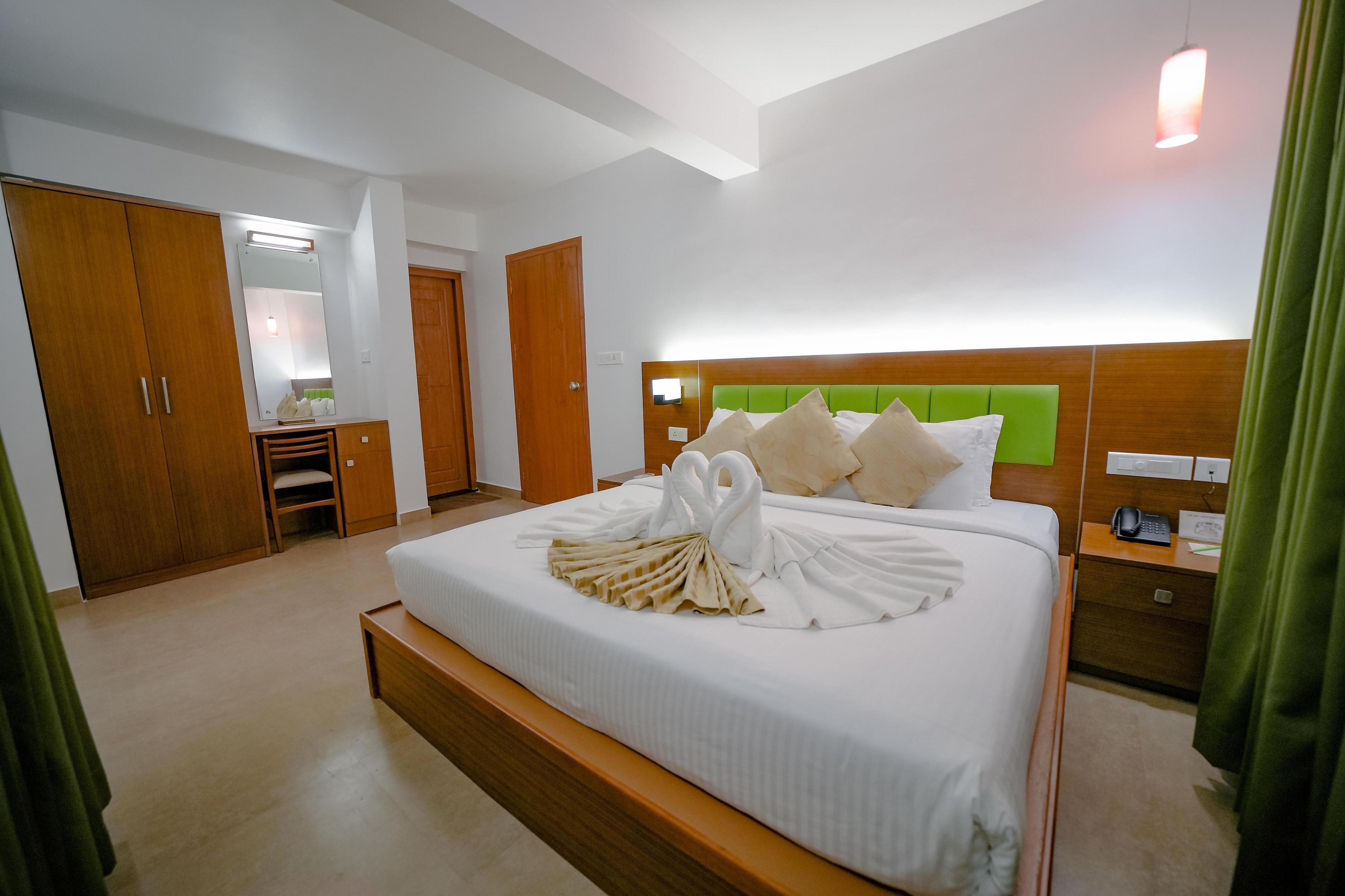 The Leaf Resort 𝗕𝗢𝗢𝗞 Munnar Resort 𝘄𝗶𝘁𝗵 𝗙𝗥𝗘𝗘 𝗖𝗮𝗻𝗰𝗲𝗹𝗹𝗮𝘁𝗶𝗼𝗻
