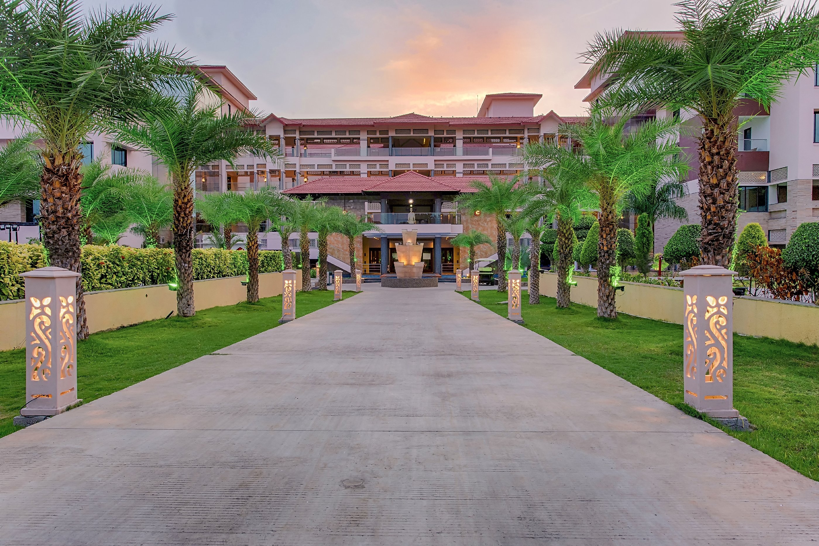 Crescent Spa & Resort Indore Resort Price, Address & Reviews