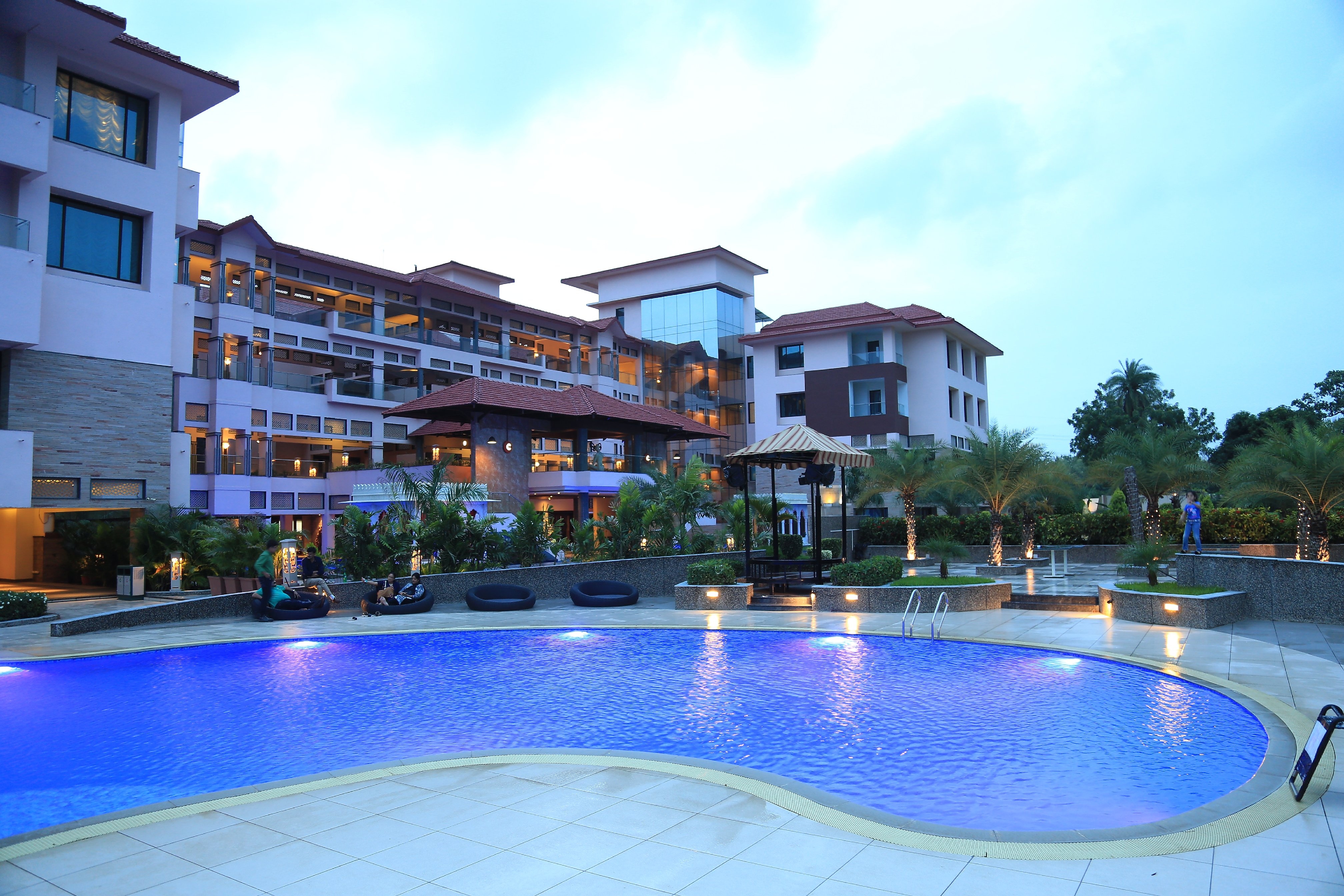 Crescent Spa & Resort Indore Resort Price, Address & Reviews