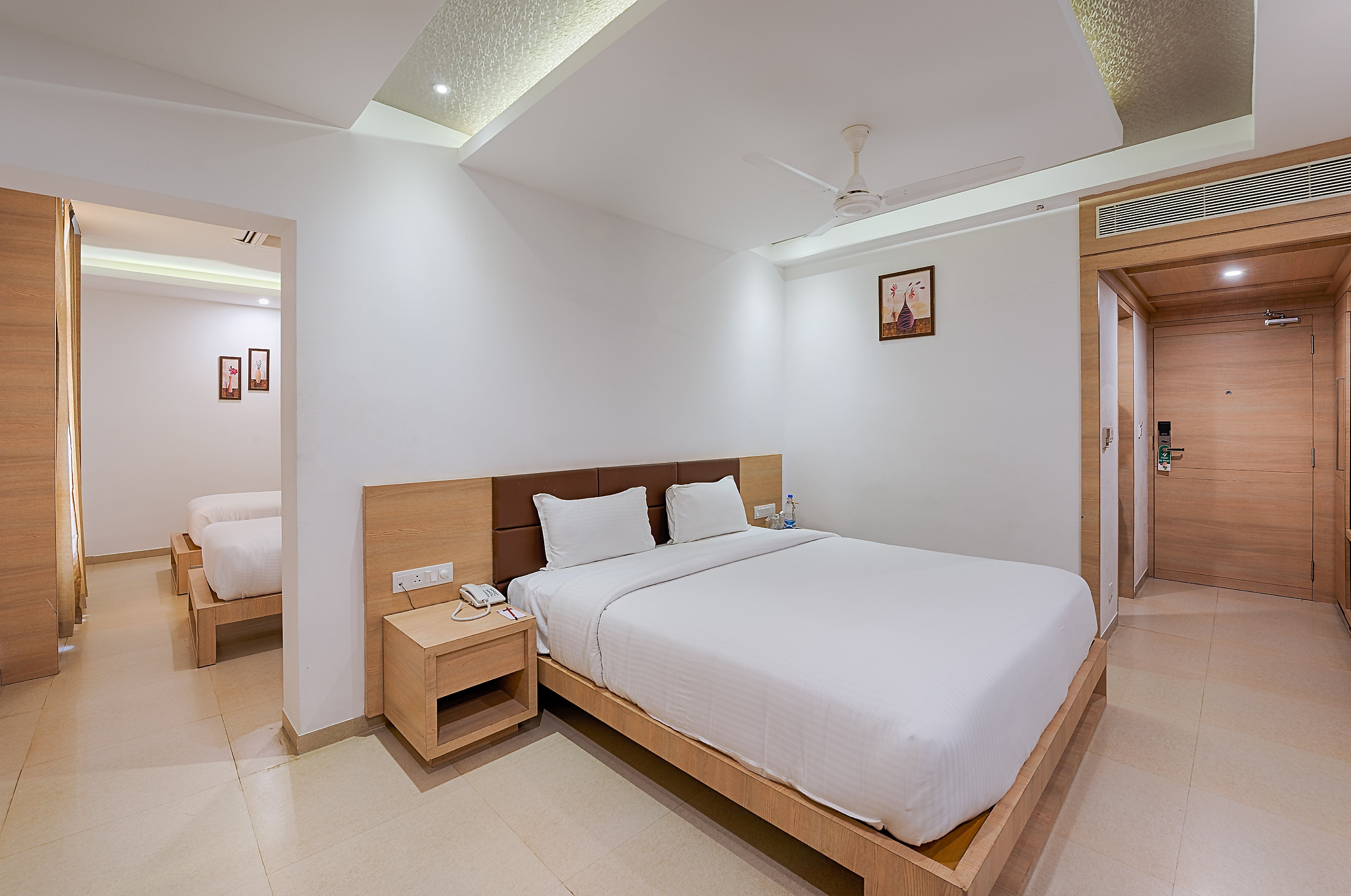 Hotel Vivera Grande Dindigul INR 669 OFF ( ̶2̶6̶9̶9̶ ) Hotel Price ...