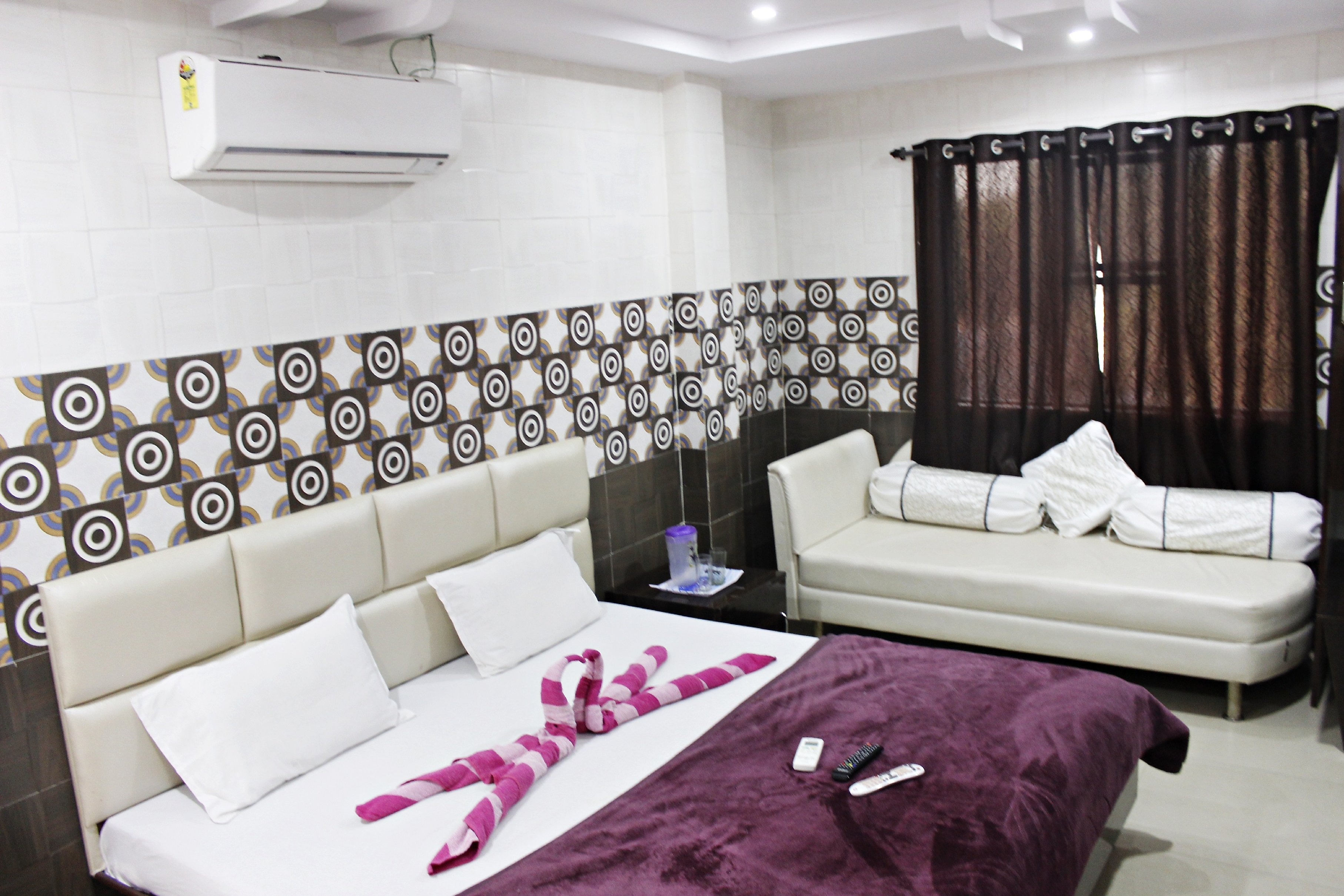 Hotel Shikhar Inn Ujjain Hotel Price, Address & Reviews