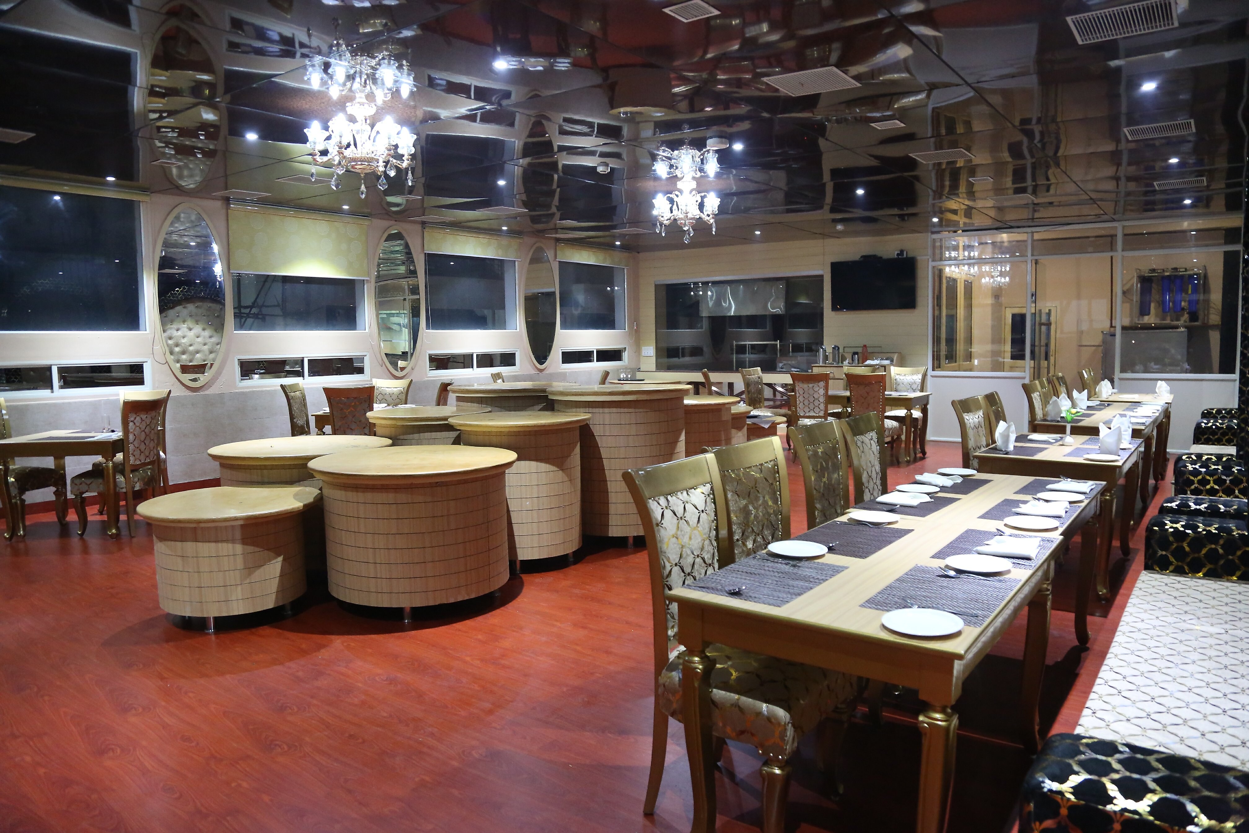 The Revanta Lucknow Hotel Price, Address & Reviews