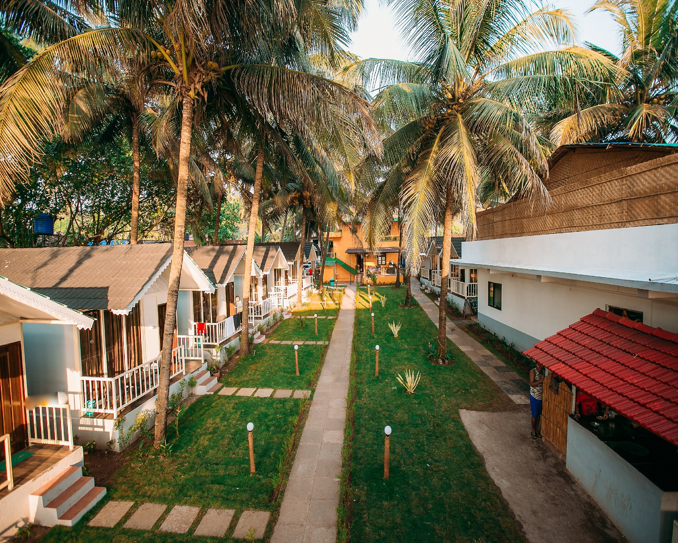SUNSET WAVES RESORT 𝗕𝗢𝗢𝗞 Goa Resort 𝘄𝗶𝘁𝗵 ₹𝟬 𝗣𝗔𝗬𝗠𝗘𝗡𝗧
