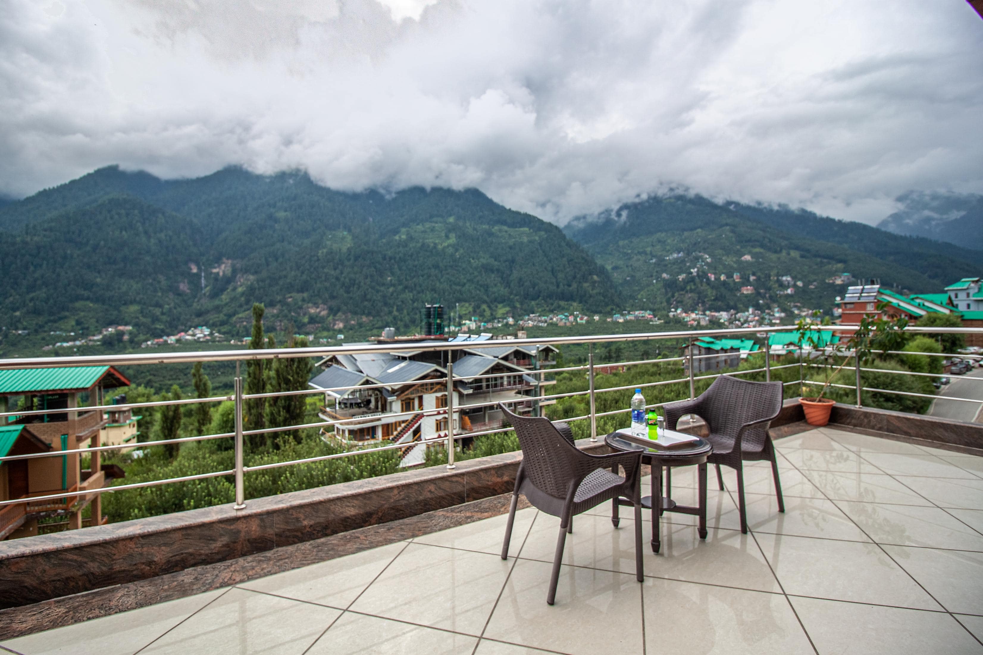 Snow Bloom Resort 𝗕𝗢𝗢𝗞 Manali Hotel 𝘄𝗶𝘁𝗵 𝗙𝗥𝗘𝗘 𝗖𝗮𝗻𝗰𝗲𝗹𝗹𝗮𝘁𝗶𝗼𝗻