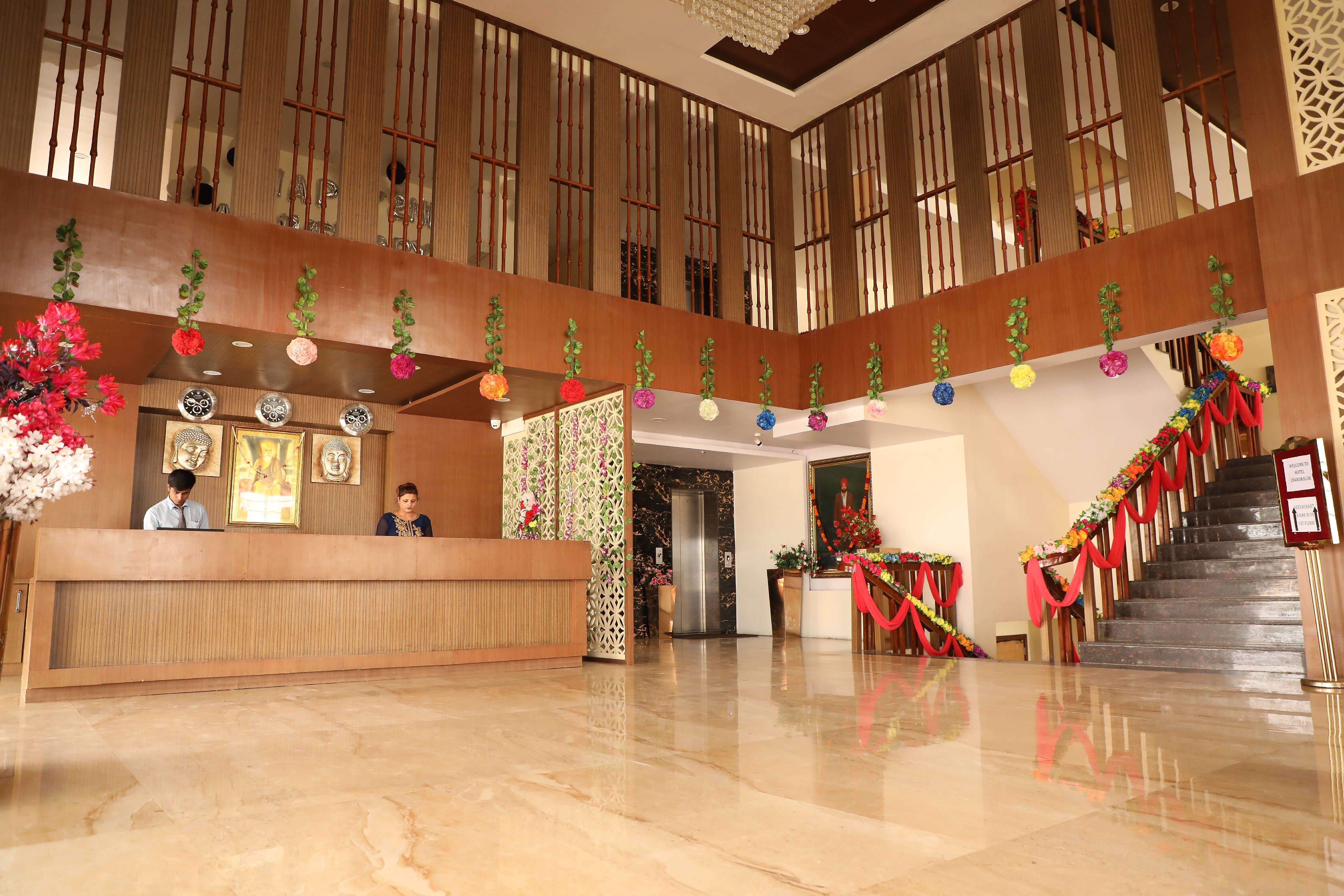 Hotel Chandralok Rewa INR 452 OFF ( ̶2̶3̶0̶0̶ ) Hotel Price, Address ...