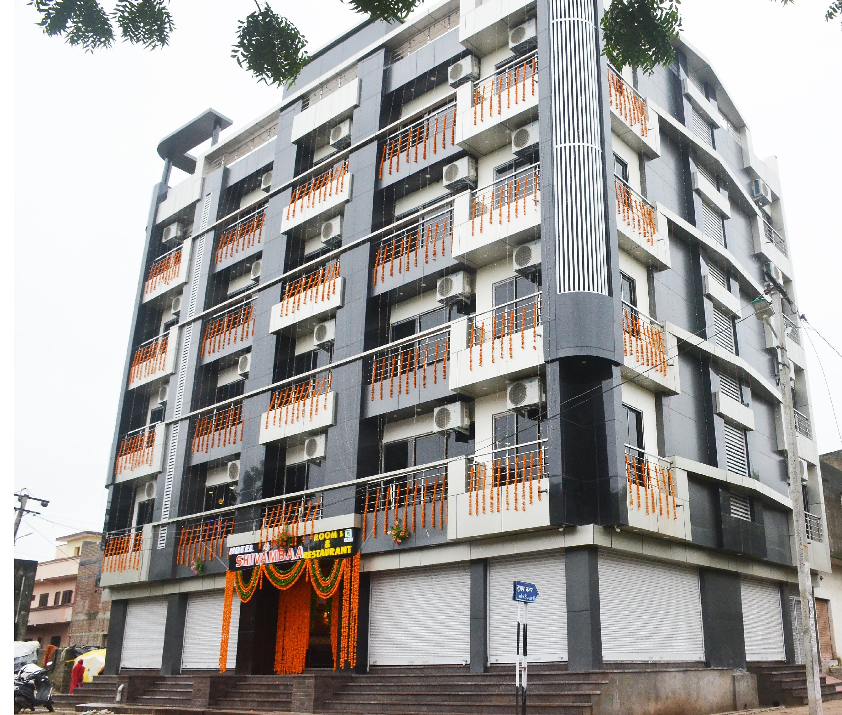 Shivambaa Palace 𝗕𝗢𝗢𝗞 Sheoganj ${hd_property_type_token}