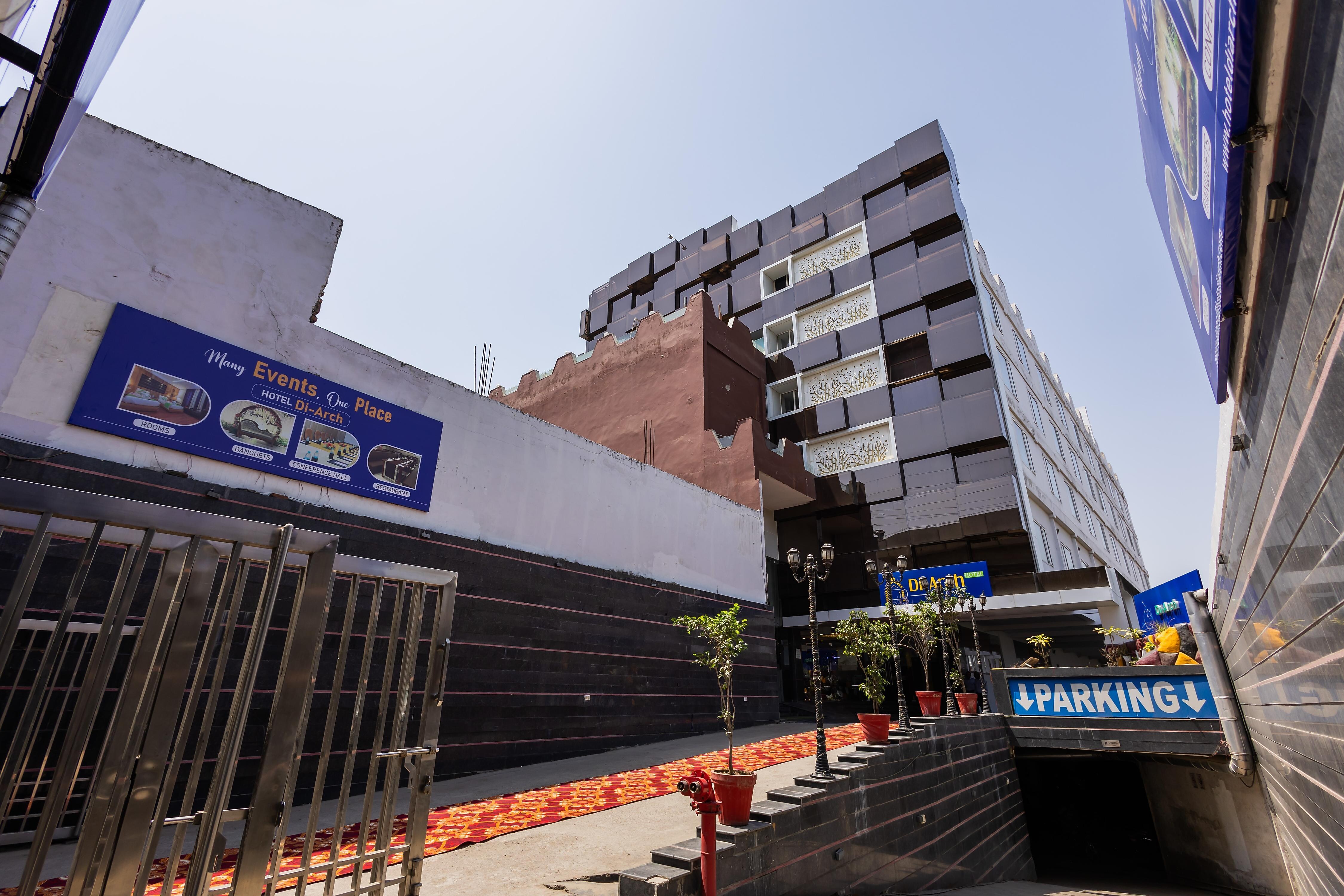 Hotel Di Arch Lucknow 𝗕𝗢𝗢𝗞 Lucknow Hotel