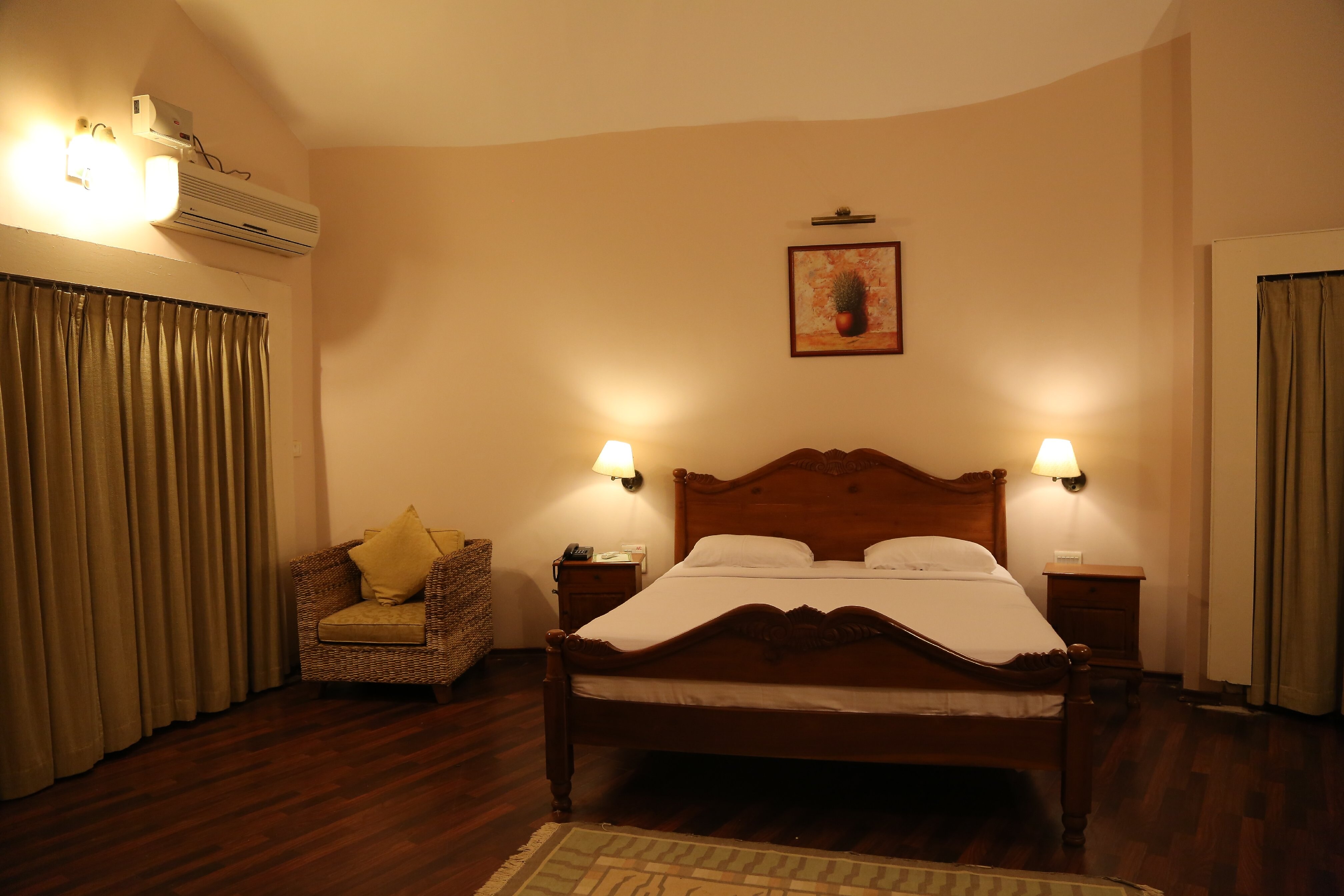 JLR Kings Sanctuary by Jungle Lodges Best Rates on Hunsur Hotel Deals ...