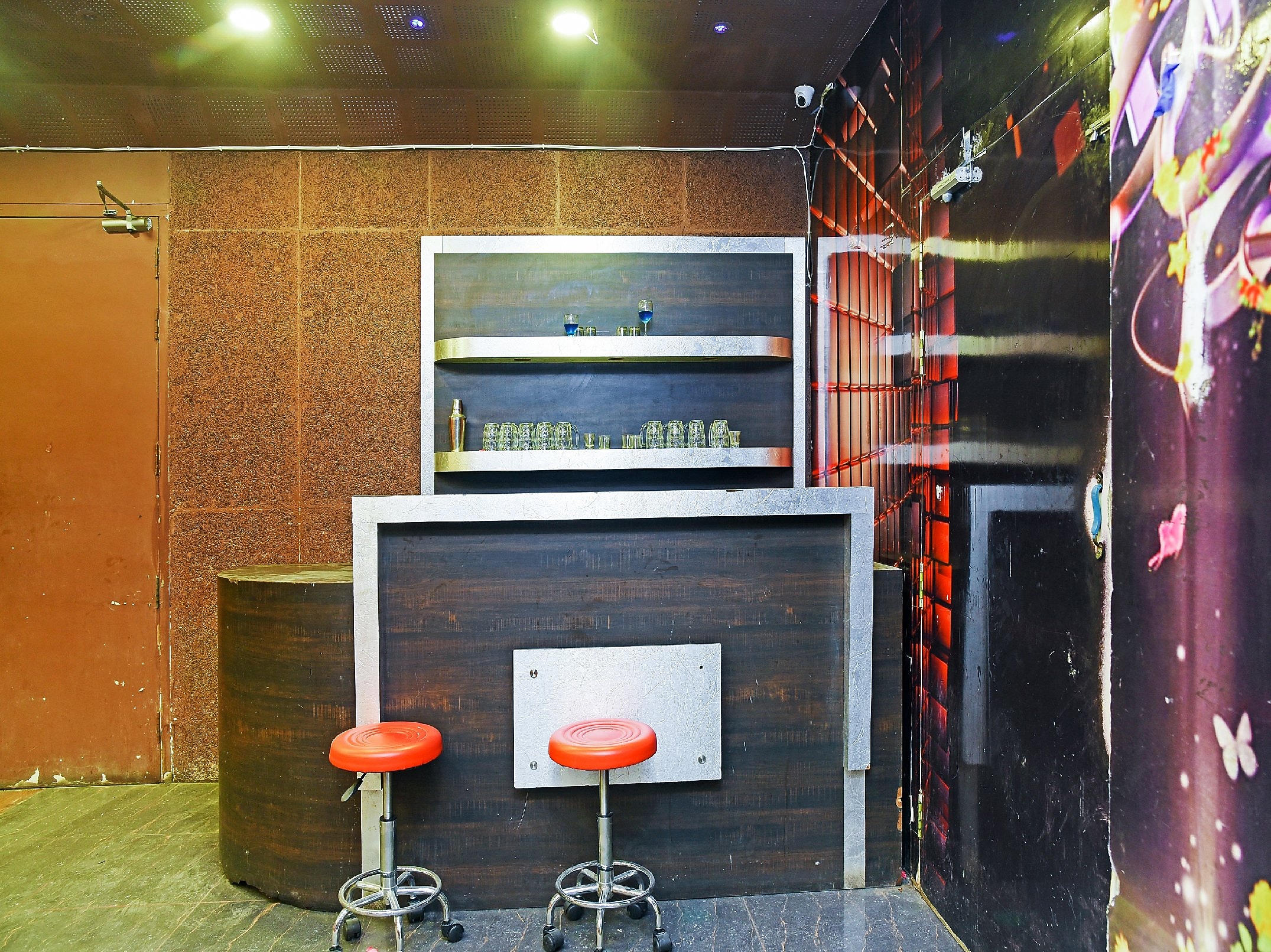 TGI Apple Inn Best Rates on Jaipur Hotel Deals, Reviews & Photos