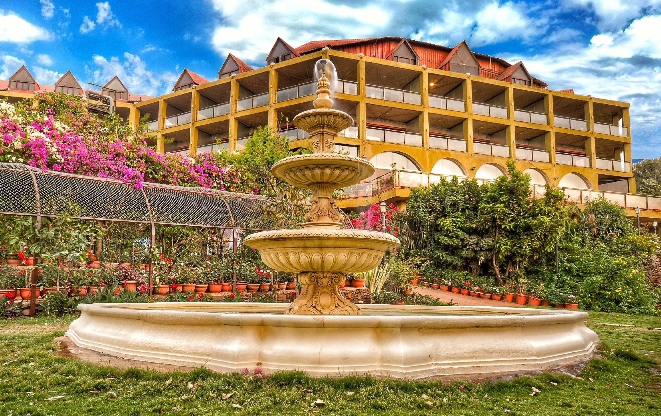 Ravine hotel Mahabaleshwar - Reviews, Photos & Offer