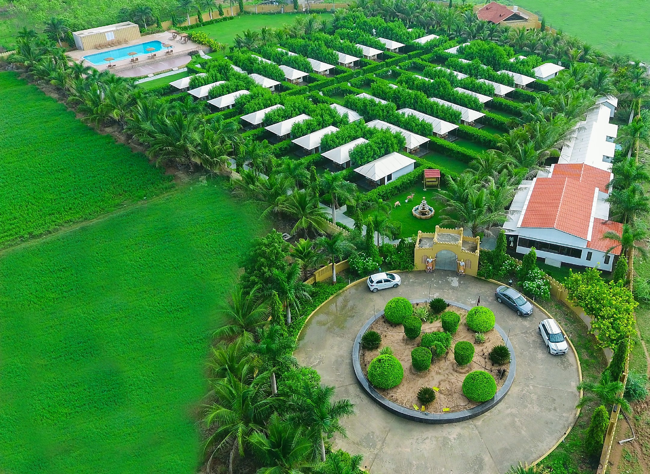 Dream Resort 𝗕𝗢𝗢𝗞 Bhuj Resort