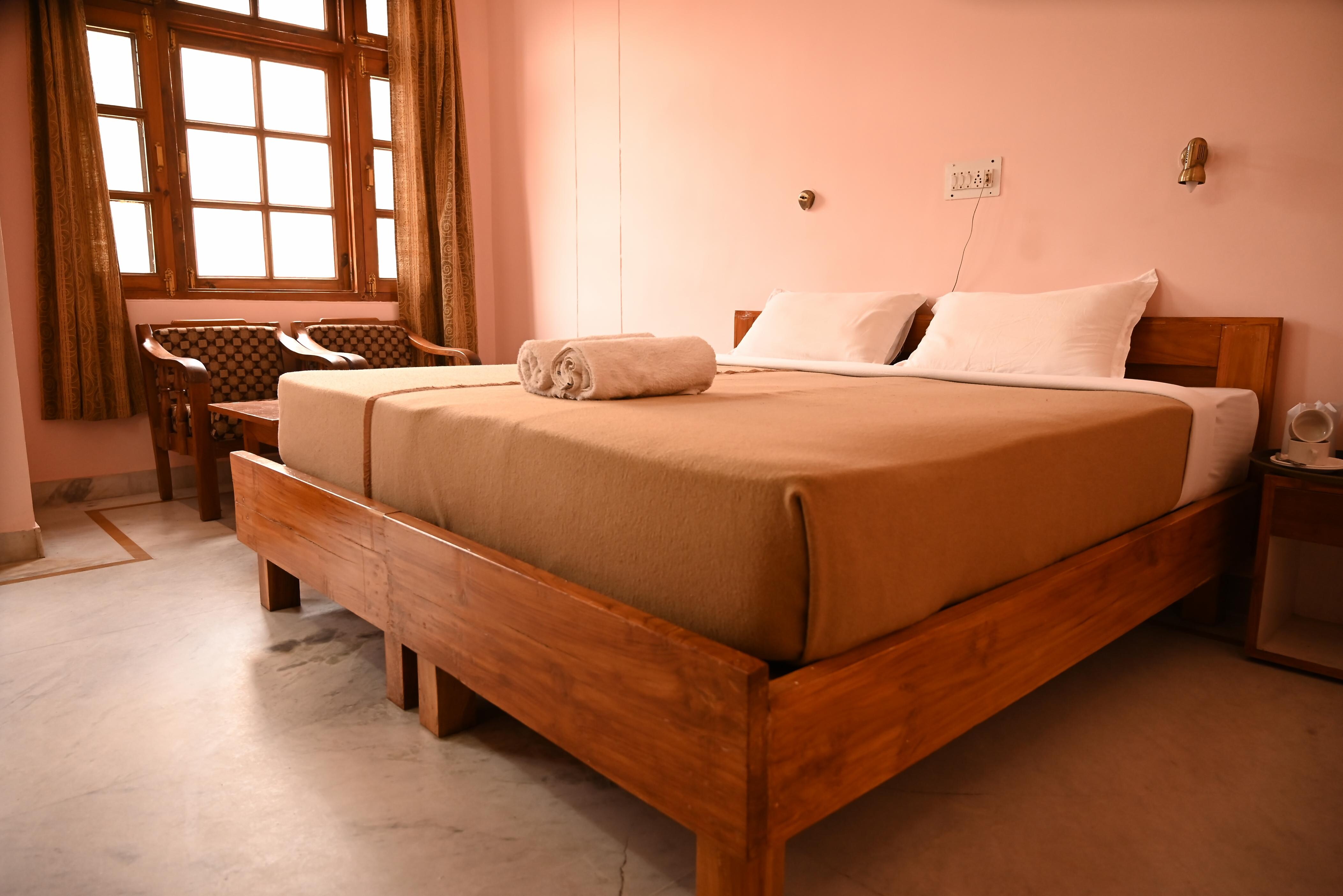 Hotel Atul Regency 𝗕𝗢𝗢𝗞 Narkanda Hotel 𝘄𝗶𝘁𝗵 ₹𝟬 𝗣𝗔𝗬𝗠𝗘𝗡𝗧