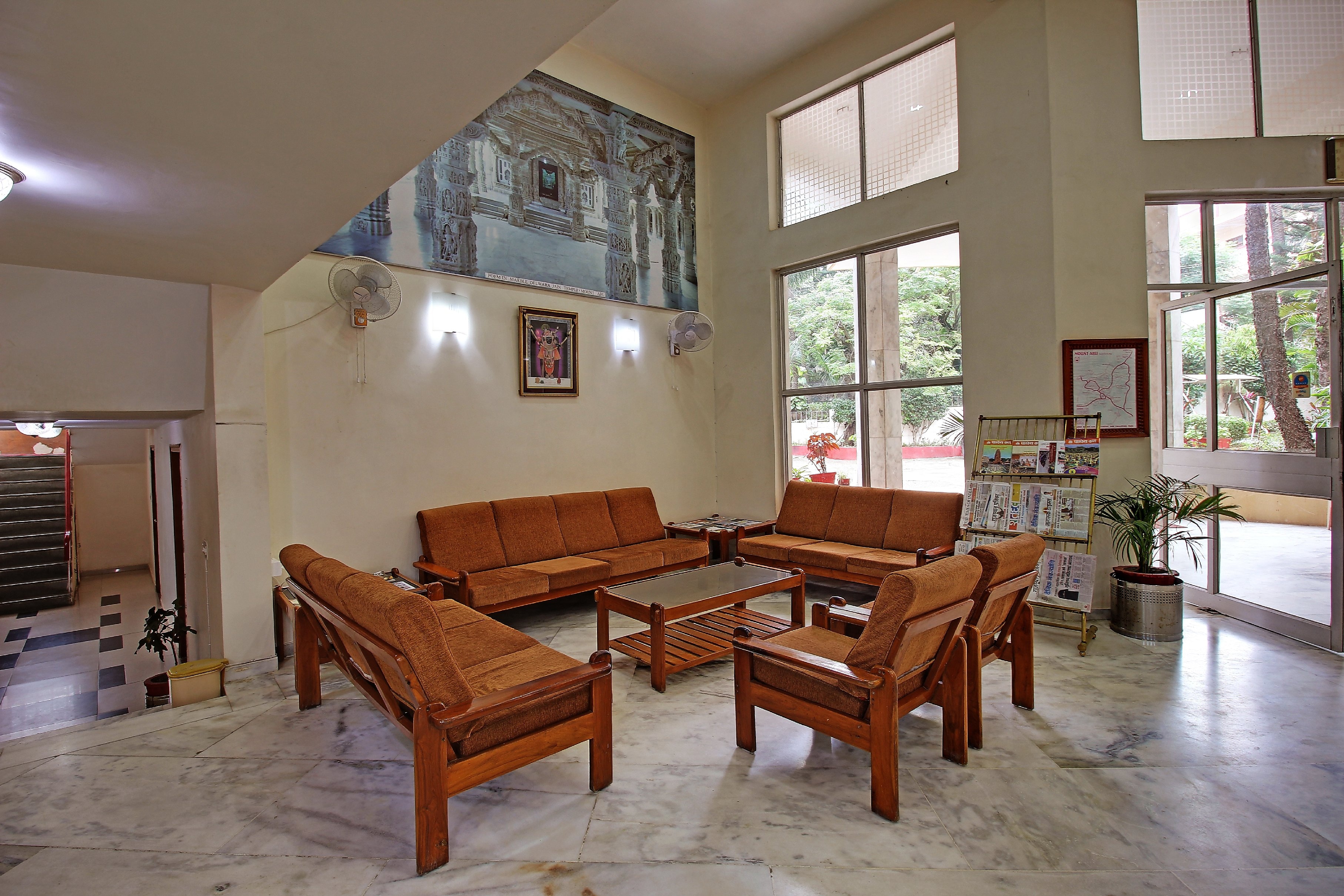 Hotel Sunset Inn Mount Abu with swimming pool Mount Abu Hotel Price ...