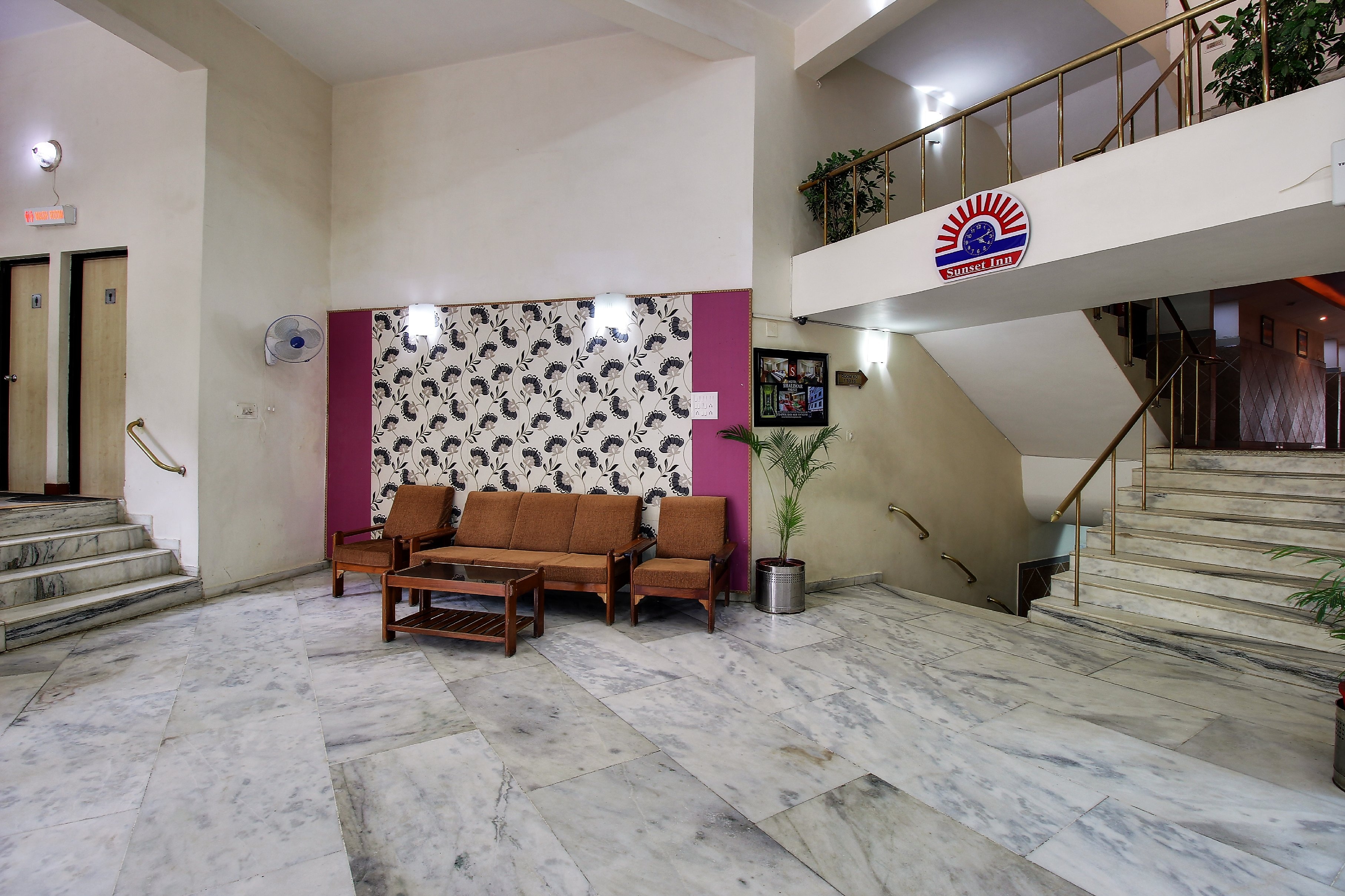 Hotel Sunset Inn Mount Abu with swimming pool Mount Abu Hotel Price ...
