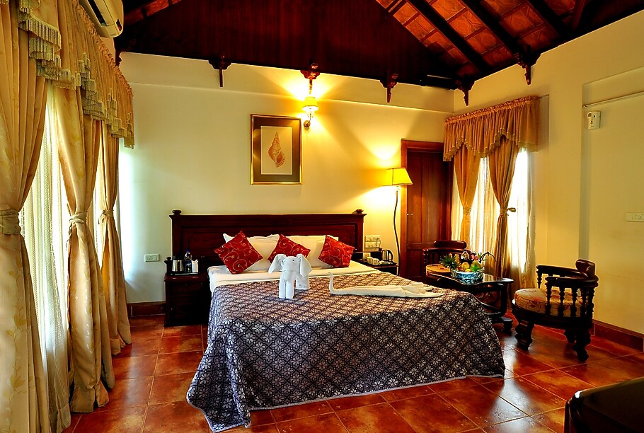 Kalathil Lake Resort Best Rates on Vaikom Hotel Deals, Reviews & Photos