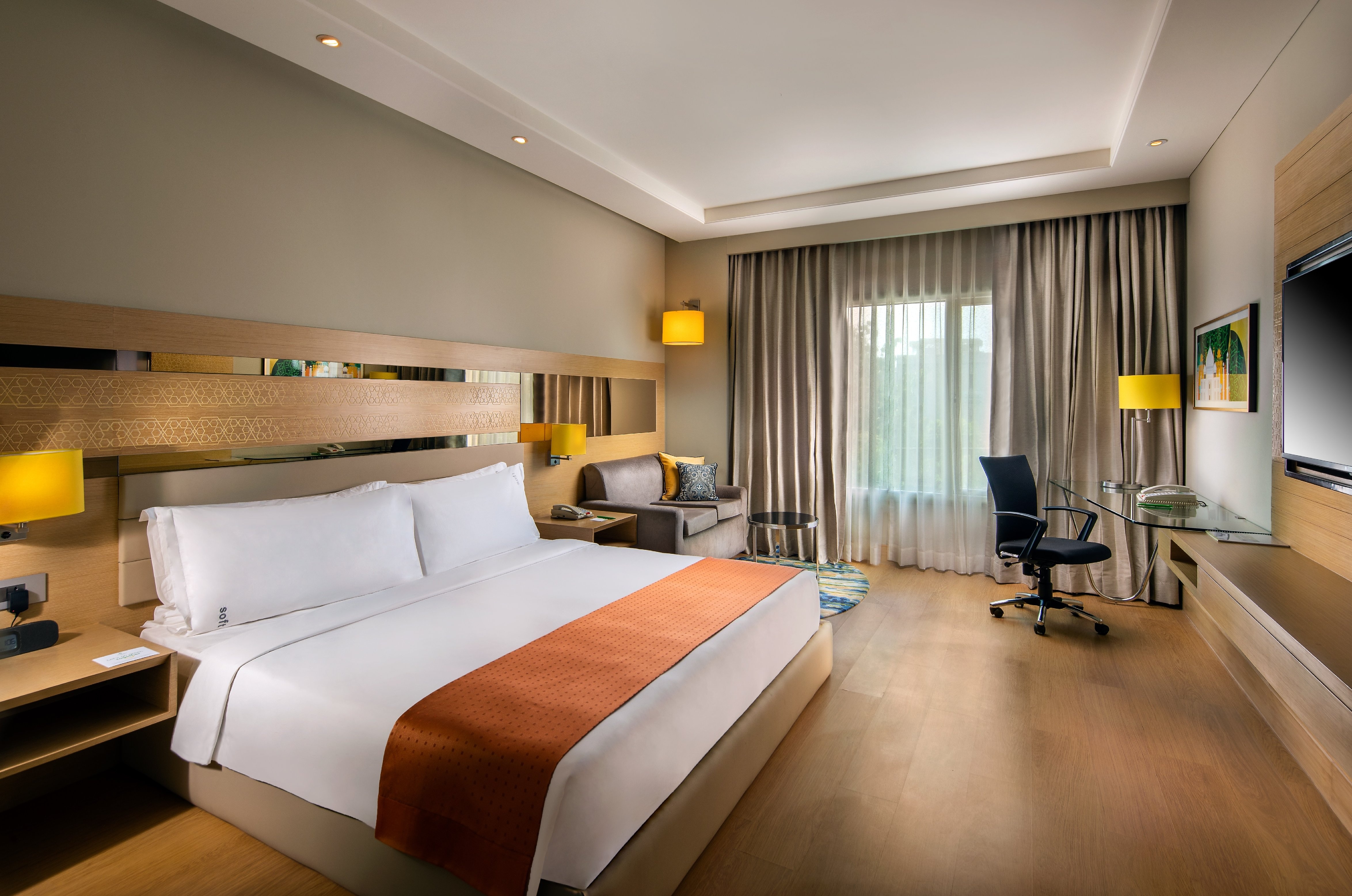 Holiday Inn AGRA MG ROAD Agra Hotel Price, Address & Reviews