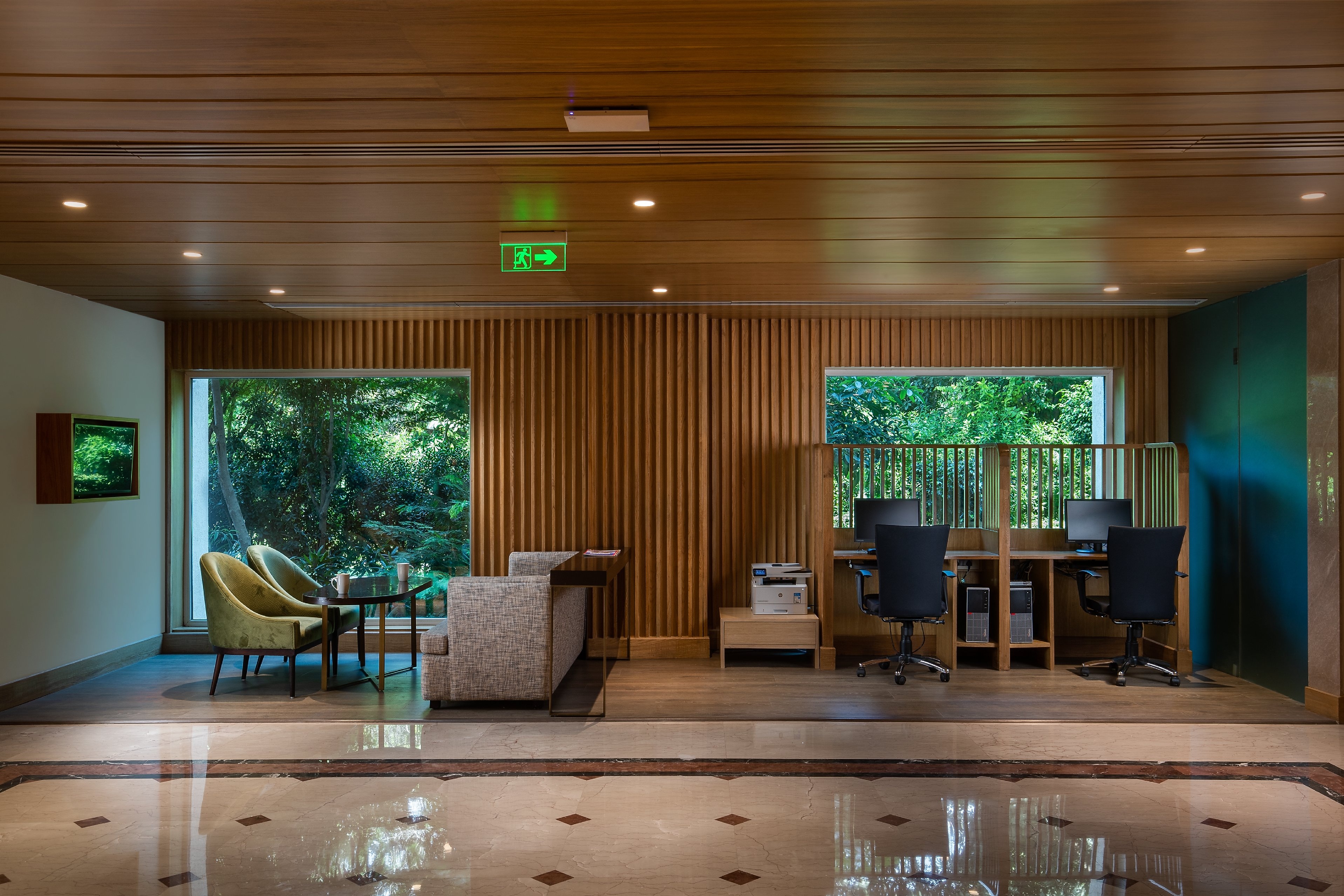 Holiday Inn AGRA MG ROAD Agra Hotel Price, Address & Reviews