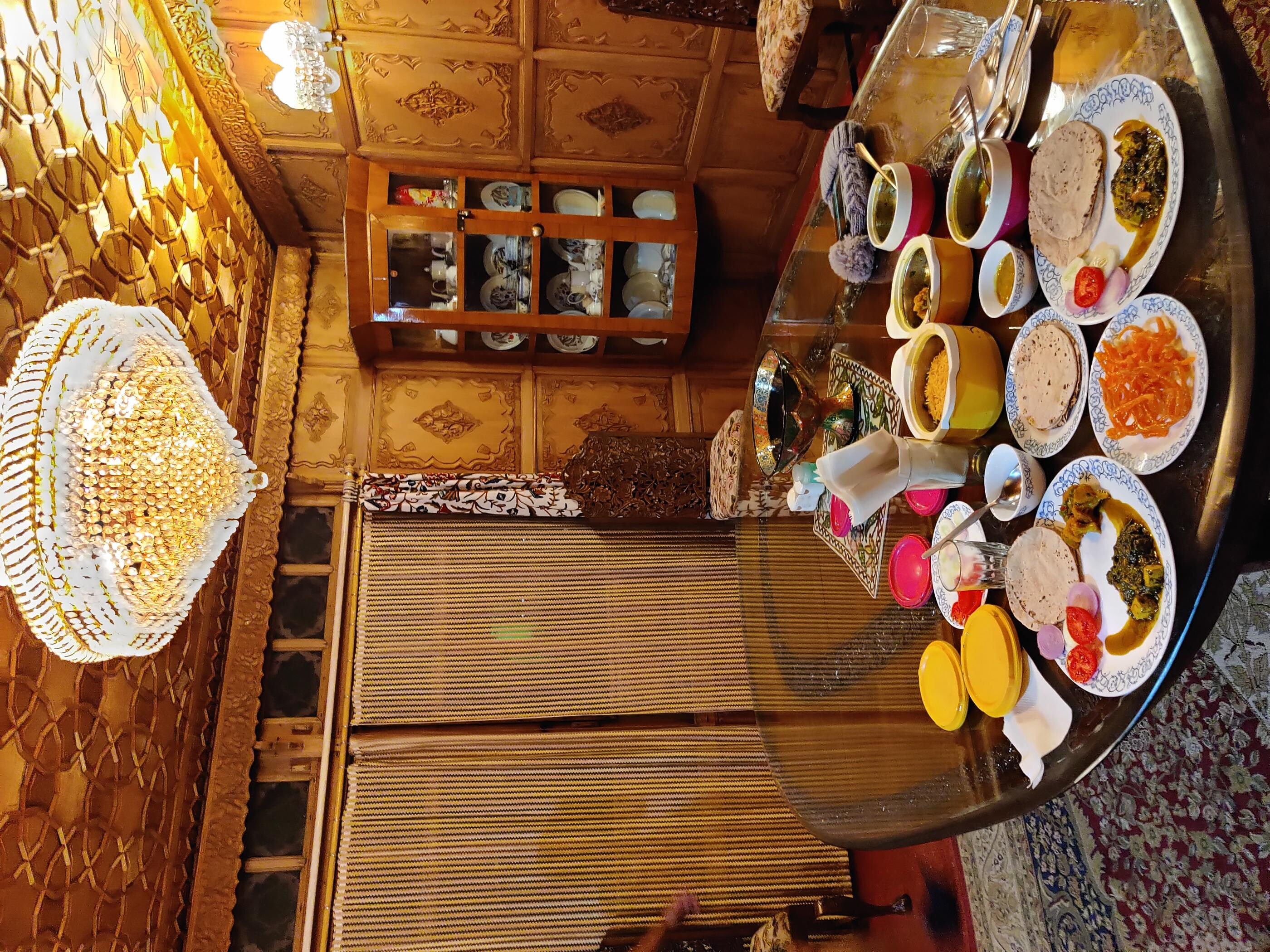 Photos of Heevan Houseboat - Houseboat in Srinagar