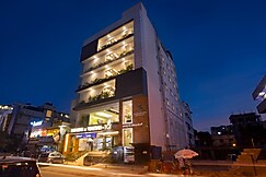 Suraksha Stay Brookfield 𝗕𝗢𝗢𝗞 Bangalore Hotel 𝘄𝗶𝘁𝗵 ₹𝟬 𝗣𝗔𝗬𝗠𝗘𝗡𝗧