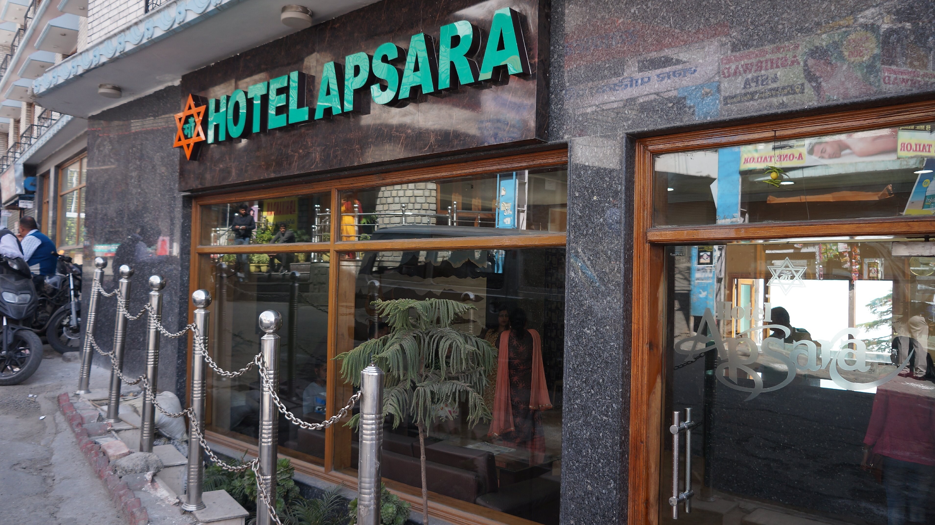 Mango Tree Courtyard Mussoorie Best Rates on Mussoorie Hotel Deals ...