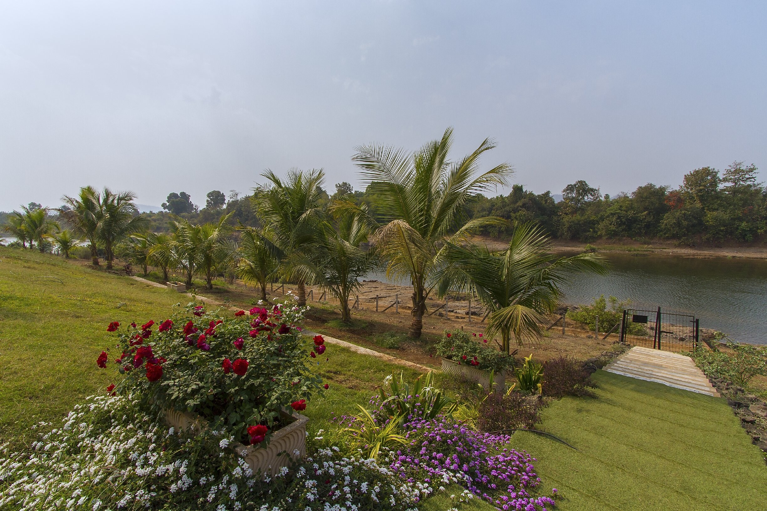 StayVista | Shubmann 3 BHK Villa 𝗕𝗢𝗢𝗞 Wada Villa 𝘄𝗶𝘁𝗵 ₹𝟬 𝗣𝗔𝗬𝗠𝗘𝗡𝗧