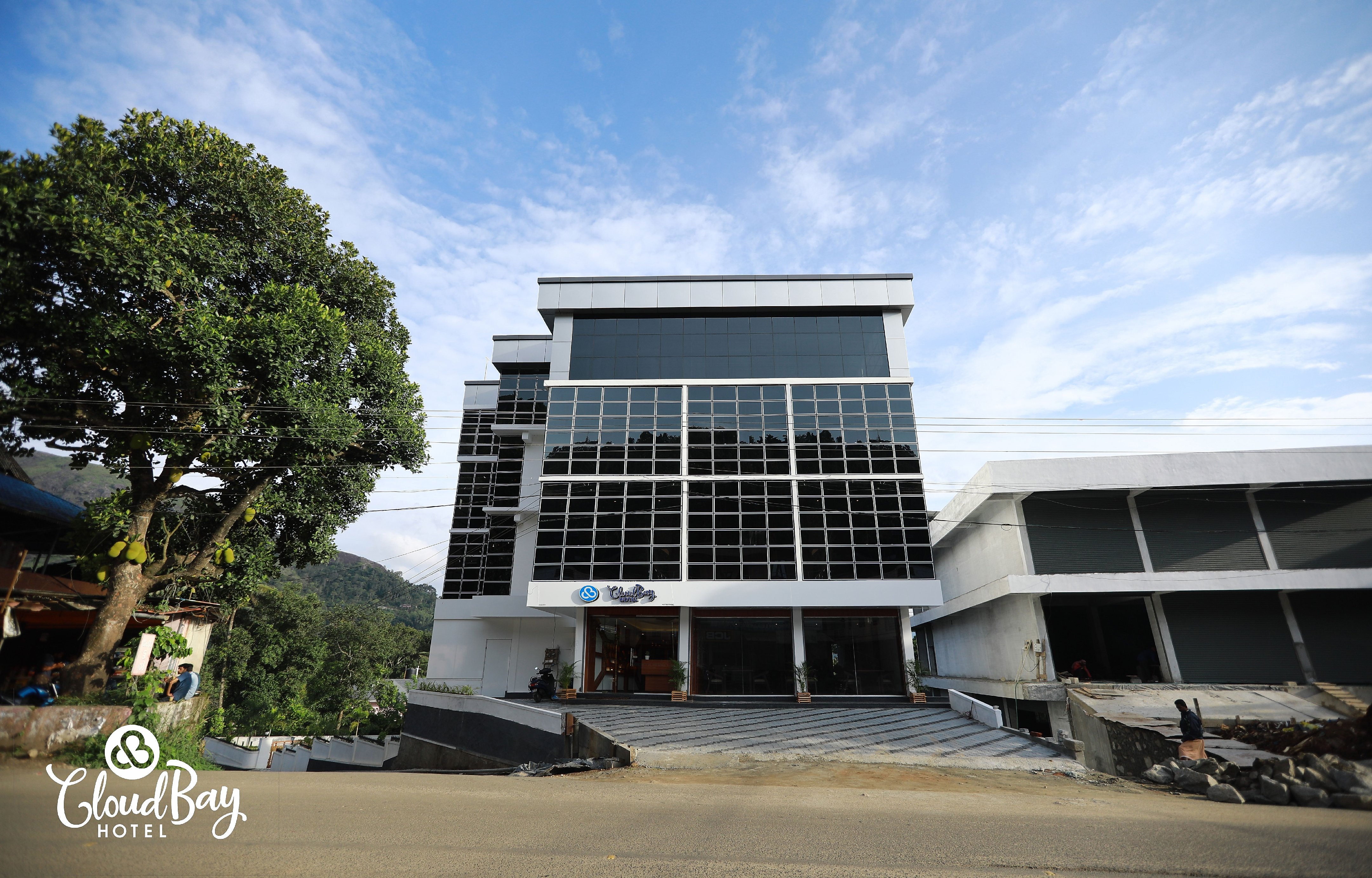 CloudBay hotel Best Rates on Kattappana Hotel Deals, Reviews & Photos