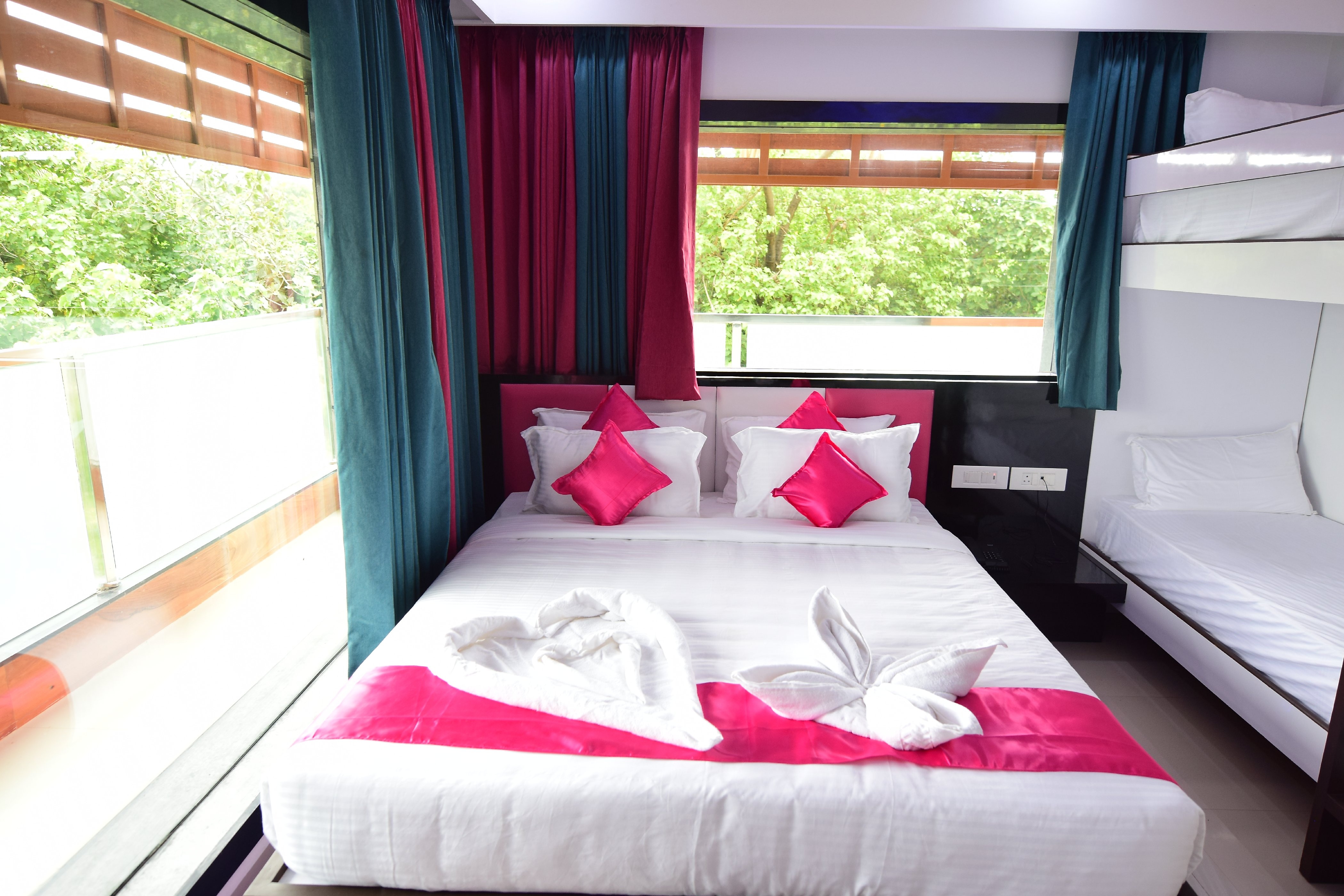RAINBOW RESORT Diu INR 379 OFF ( ̶2̶6̶0̶0̶ ) Resort Price, Address ...