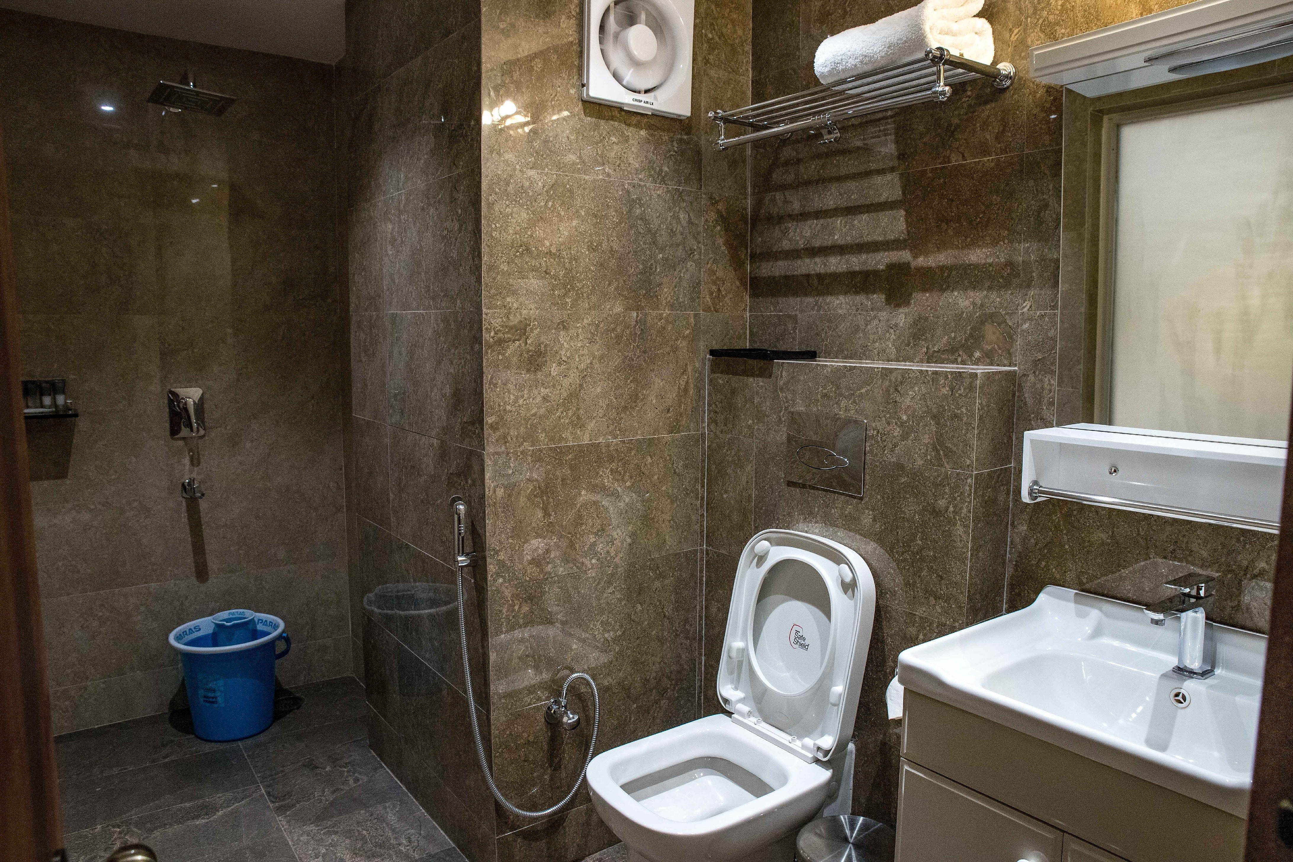 Jade Square Ranchi INR 466 OFF ( ̶3̶2̶0̶0̶ ) Hotel Price, Address & Reviews