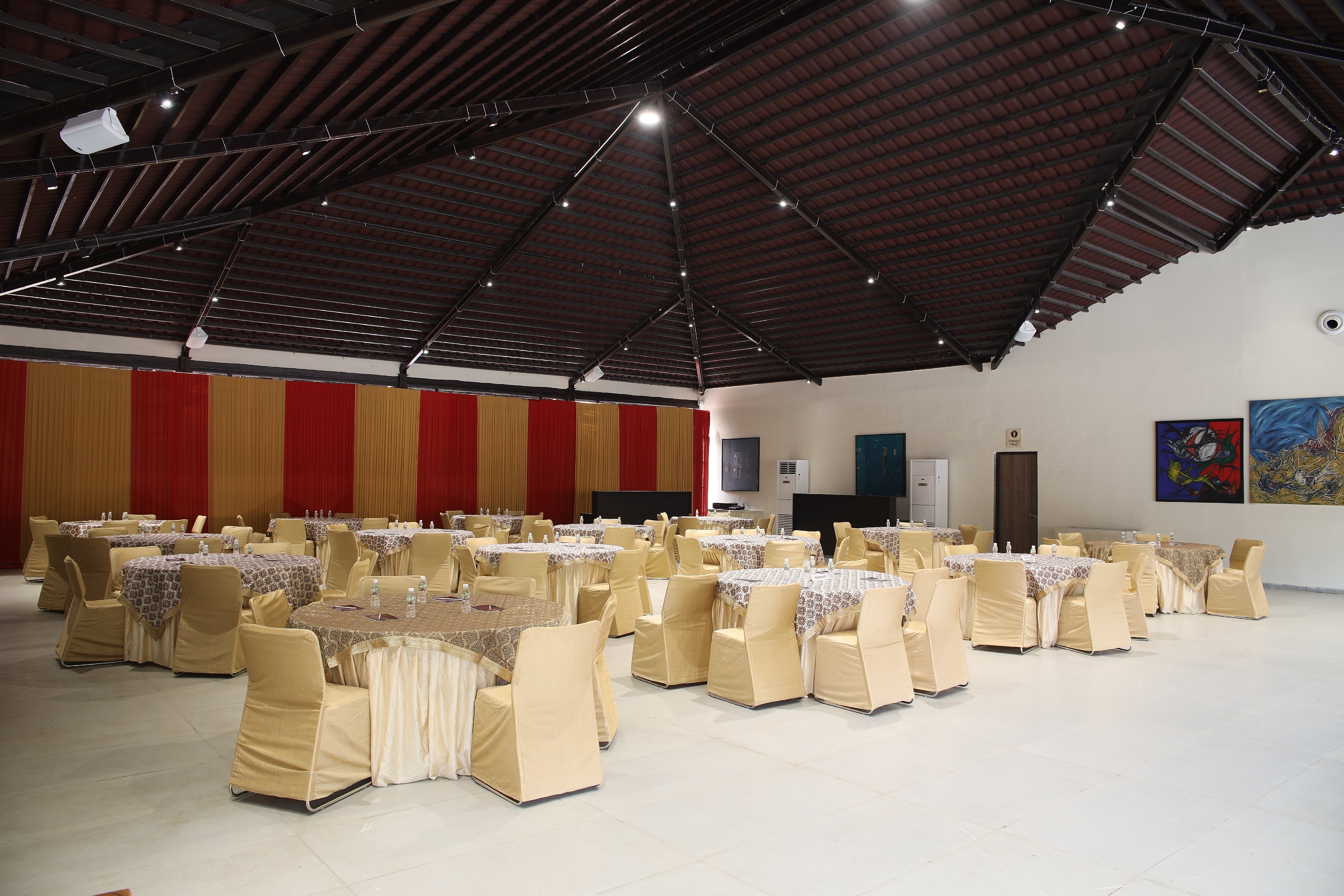 Statue Of Unity Tent City-1 | Luxe Cottages 헕헢헢헞 Rajpipla Camp