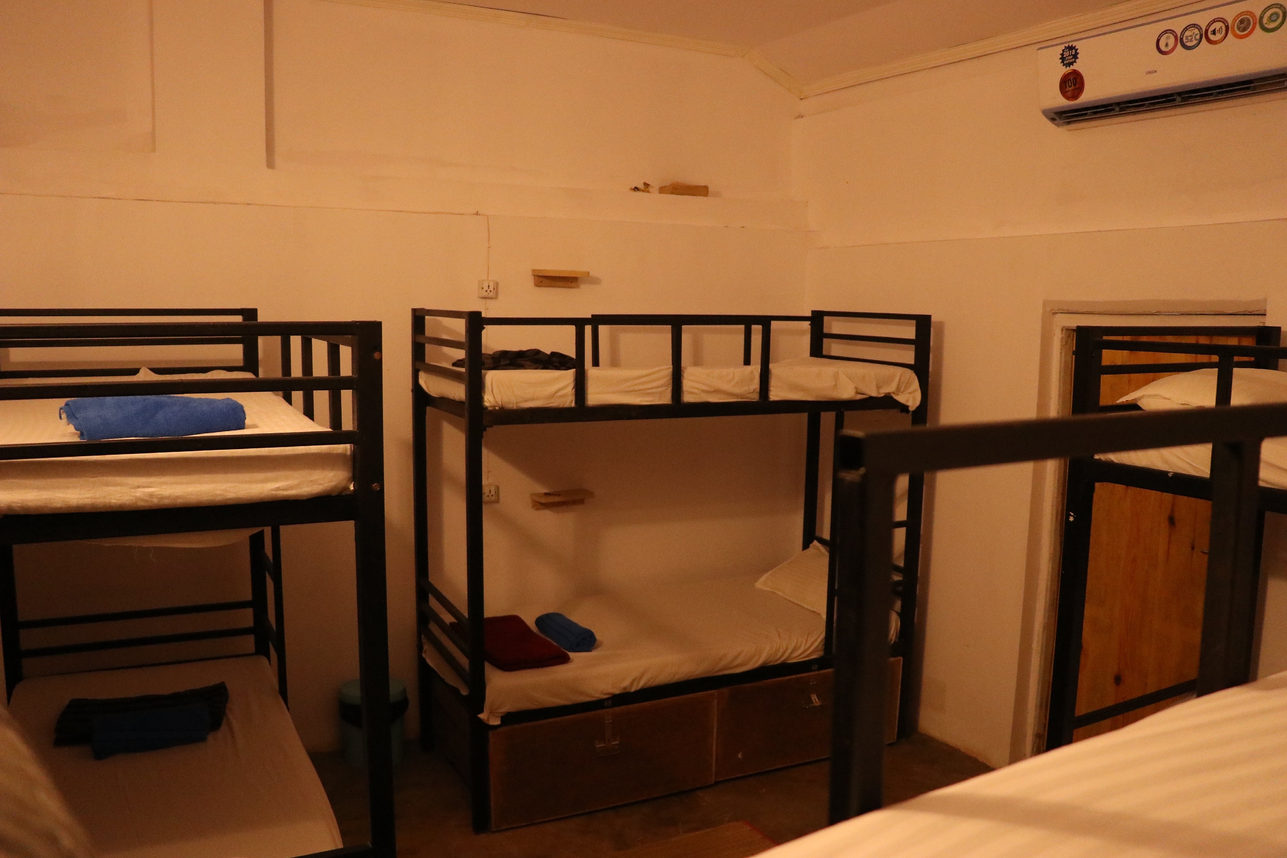 Gaia Hostels Best Rates on Goa Hotel Deals, Reviews & Photos