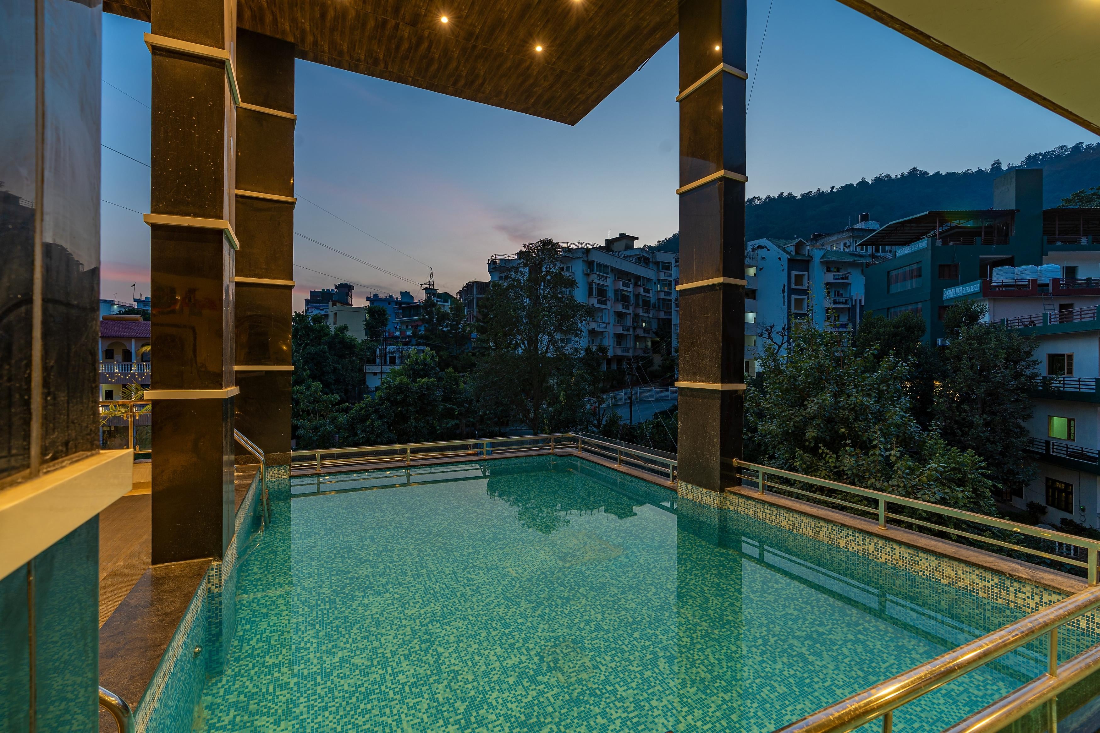 Moustache Rishikesh Luxuria | Rooms & Dorms 100% Money Back 𝗕𝗢𝗢𝗞 ...