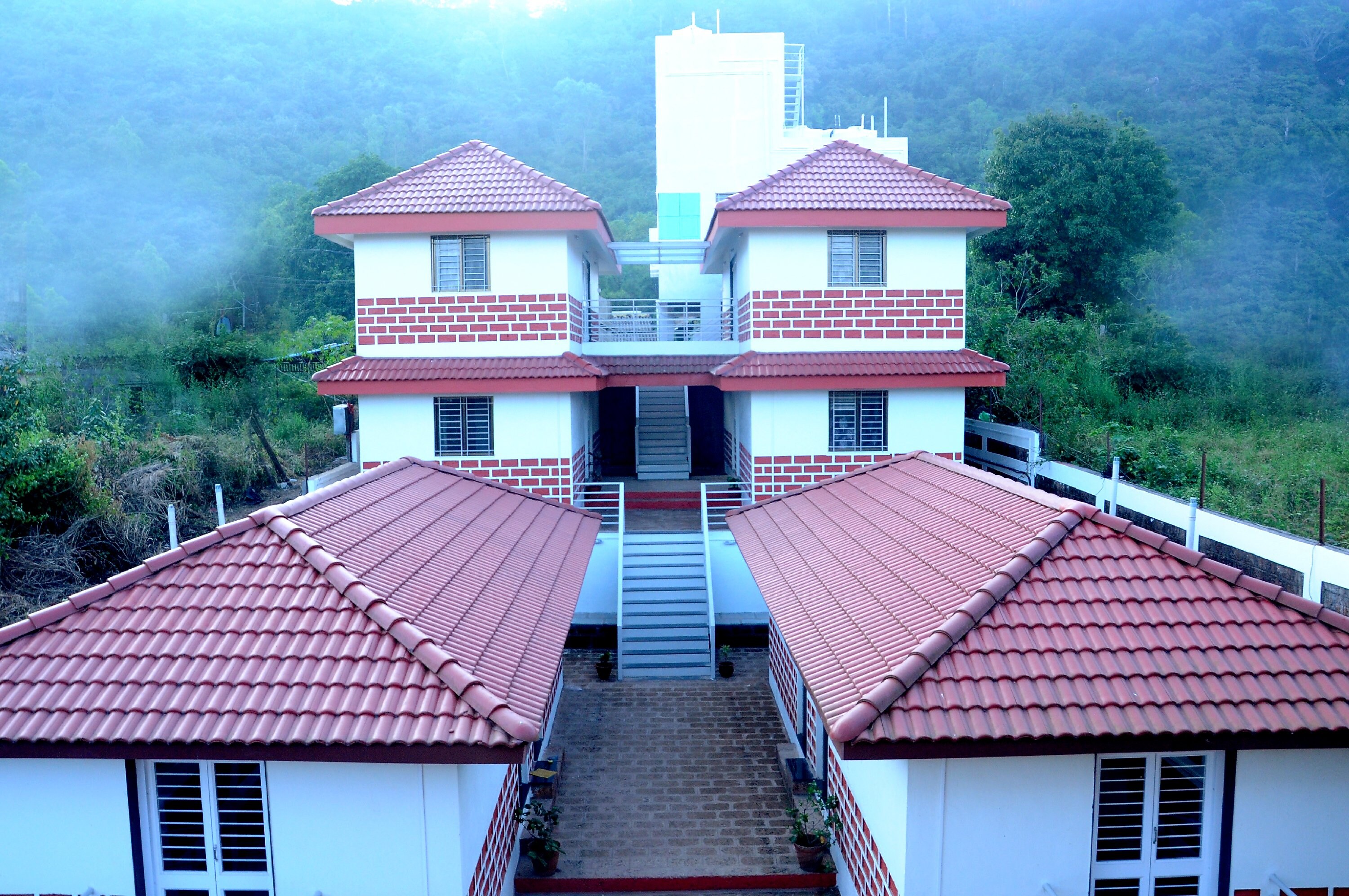 Rutu's Holiday's Resort | Panhala Resort BOOK @ ₹1