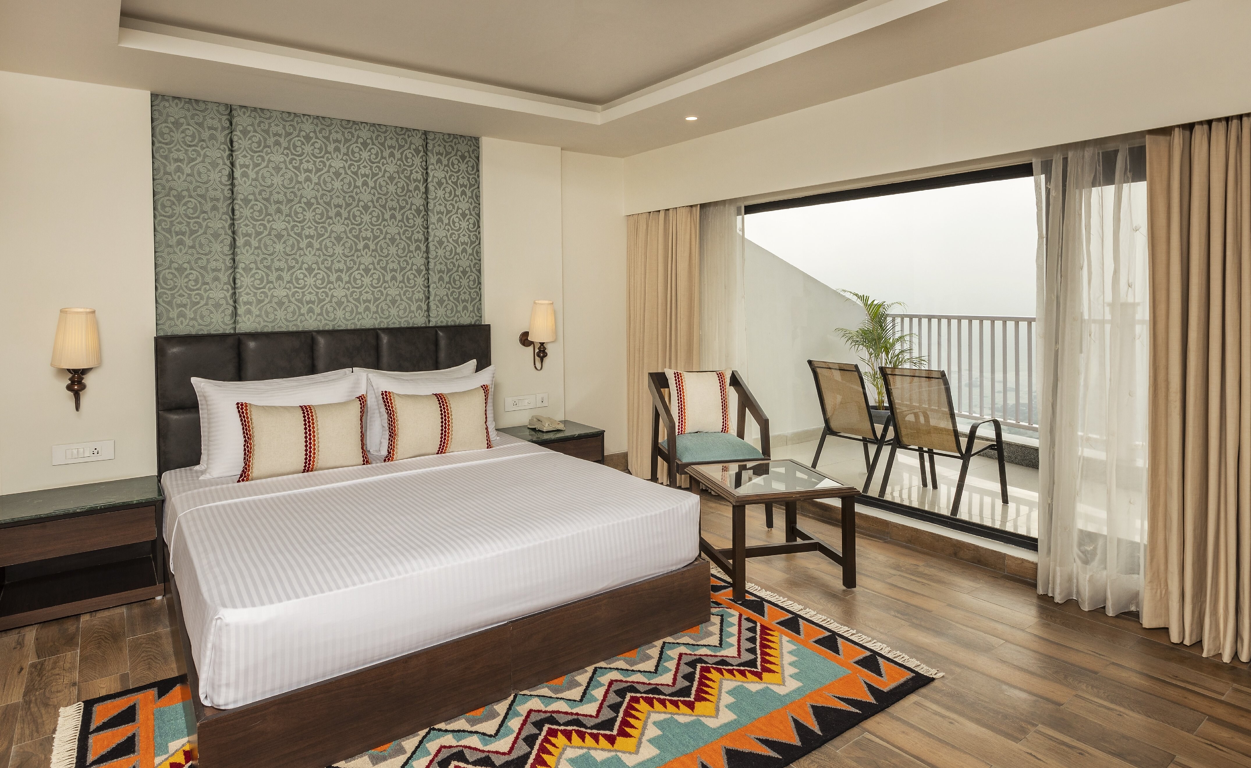 Lemon Tree Premier, Rishikesh 𝗕𝗢𝗢𝗞 Rishikesh Hotel 𝘄𝗶𝘁𝗵 ₹𝟬 𝗣𝗔𝗬𝗠𝗘𝗡𝗧