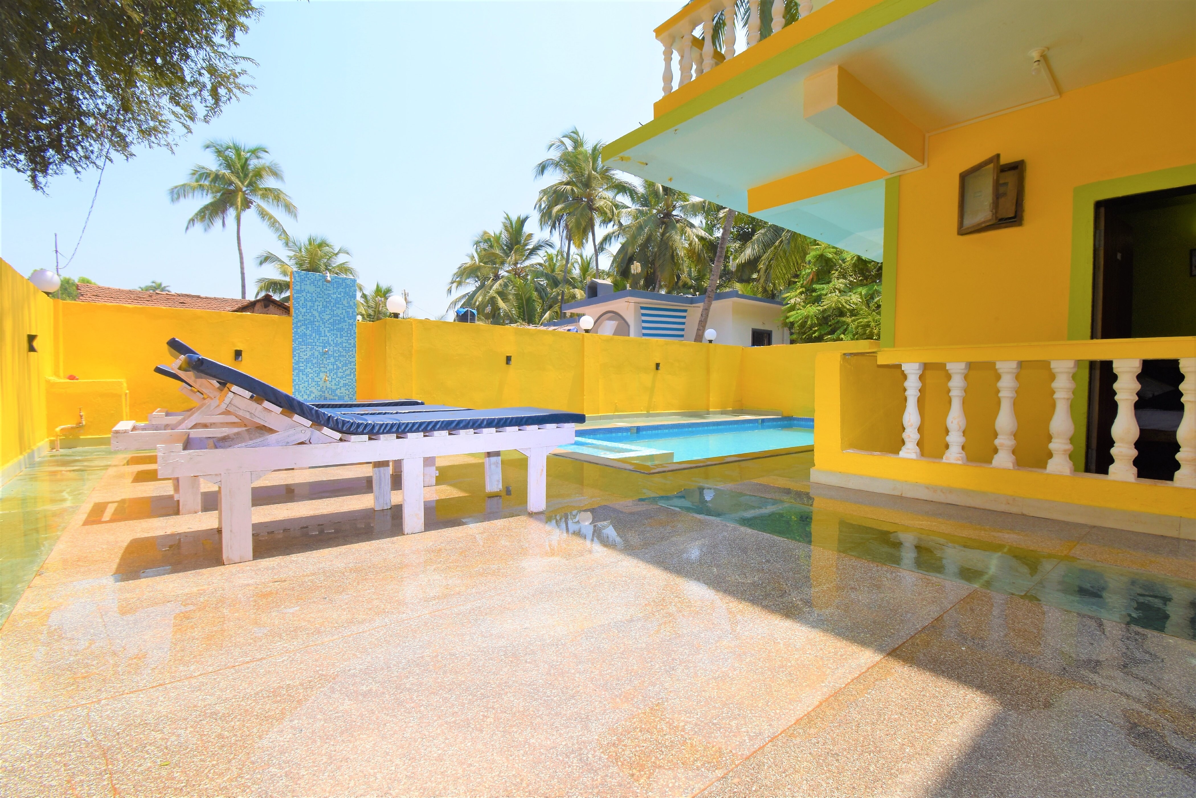 Goa Samundar Beach | Rooms & Caretaker Best Rates on Goa Hotel Deals ...