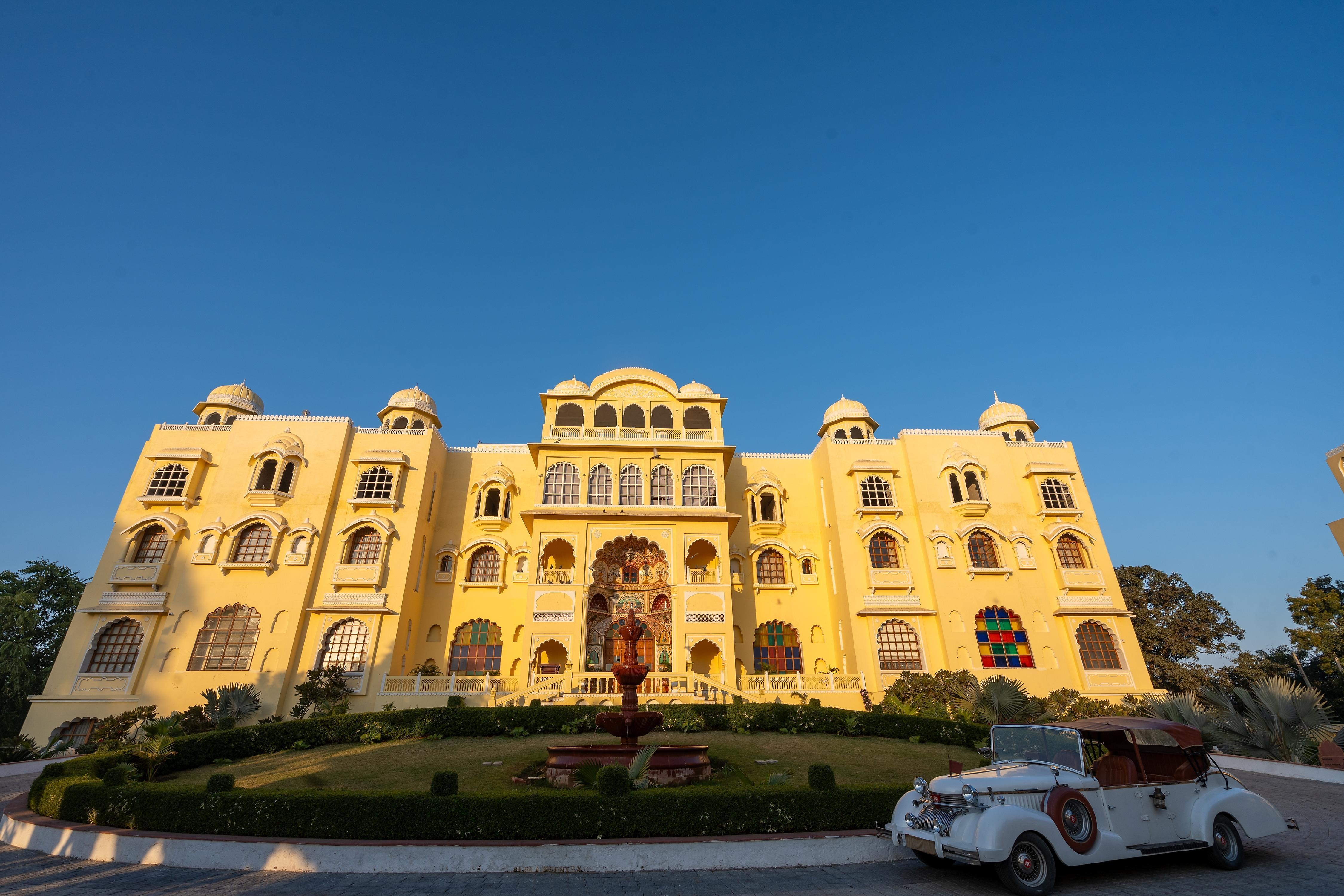 Photos of R Chandra's Palace - Heritage Hotel & Resort - Chomu Hotel on ...