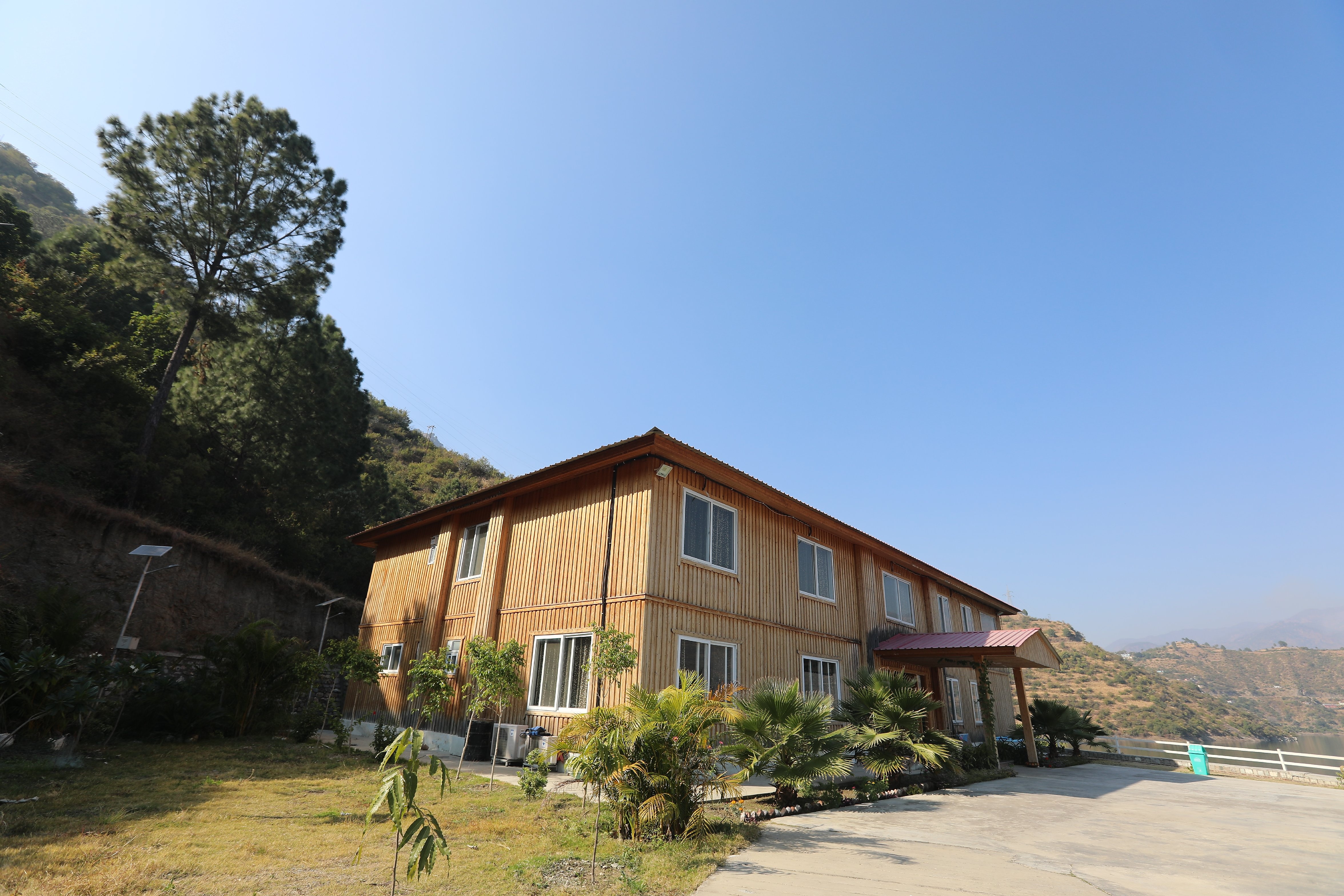 Le ROI Floating Huts & Eco Rooms | Tehri Hotel BOOK @ ₹1