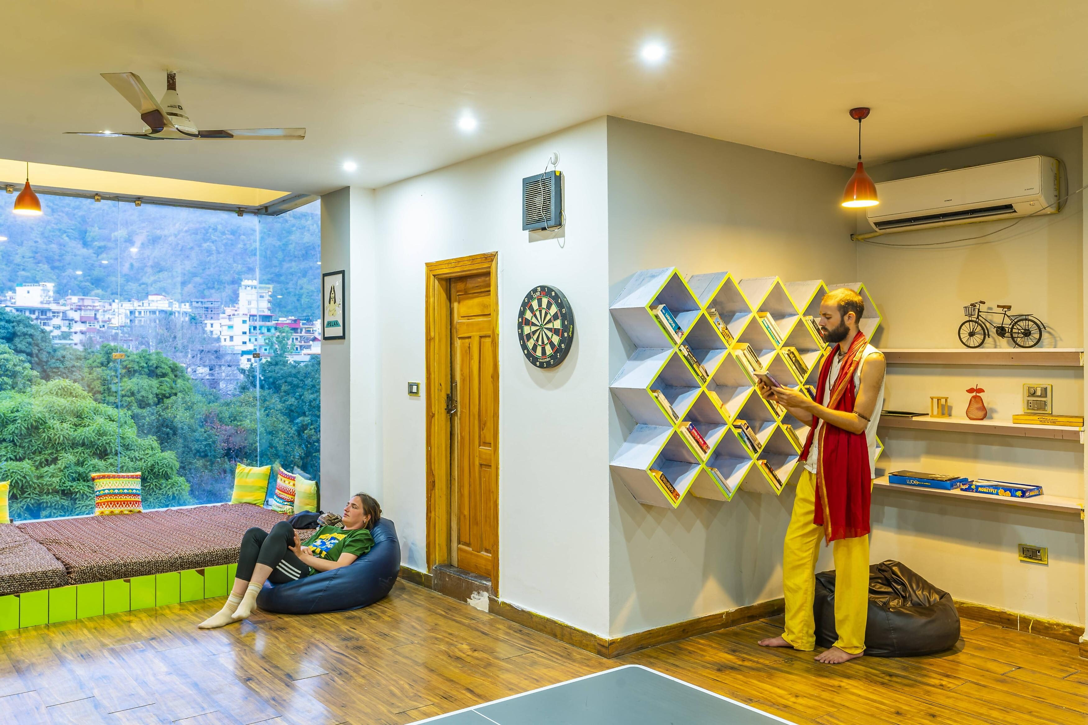 Zostel Rishikesh (Tapovan) 𝗕𝗢𝗢𝗞 Rishikesh Hostel 𝘄𝗶𝘁𝗵 𝗙𝗥𝗘𝗘 𝗖𝗮𝗻𝗰𝗲𝗹𝗹𝗮𝘁𝗶𝗼𝗻