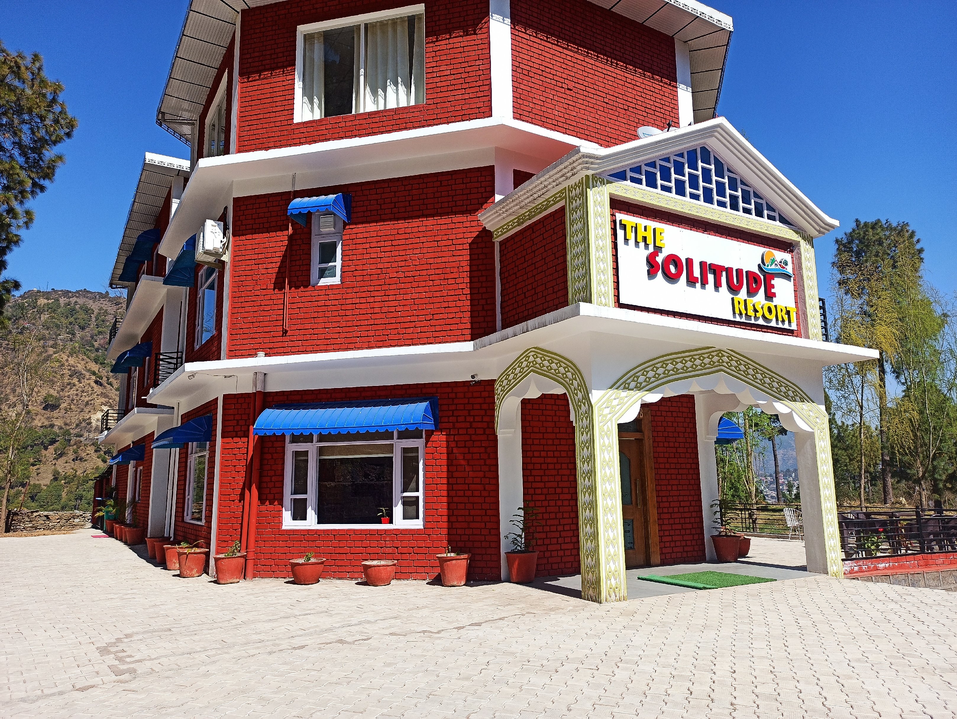 Hotel Barog Heights Best Rates on Solan Hotel Deals, Reviews & Photos