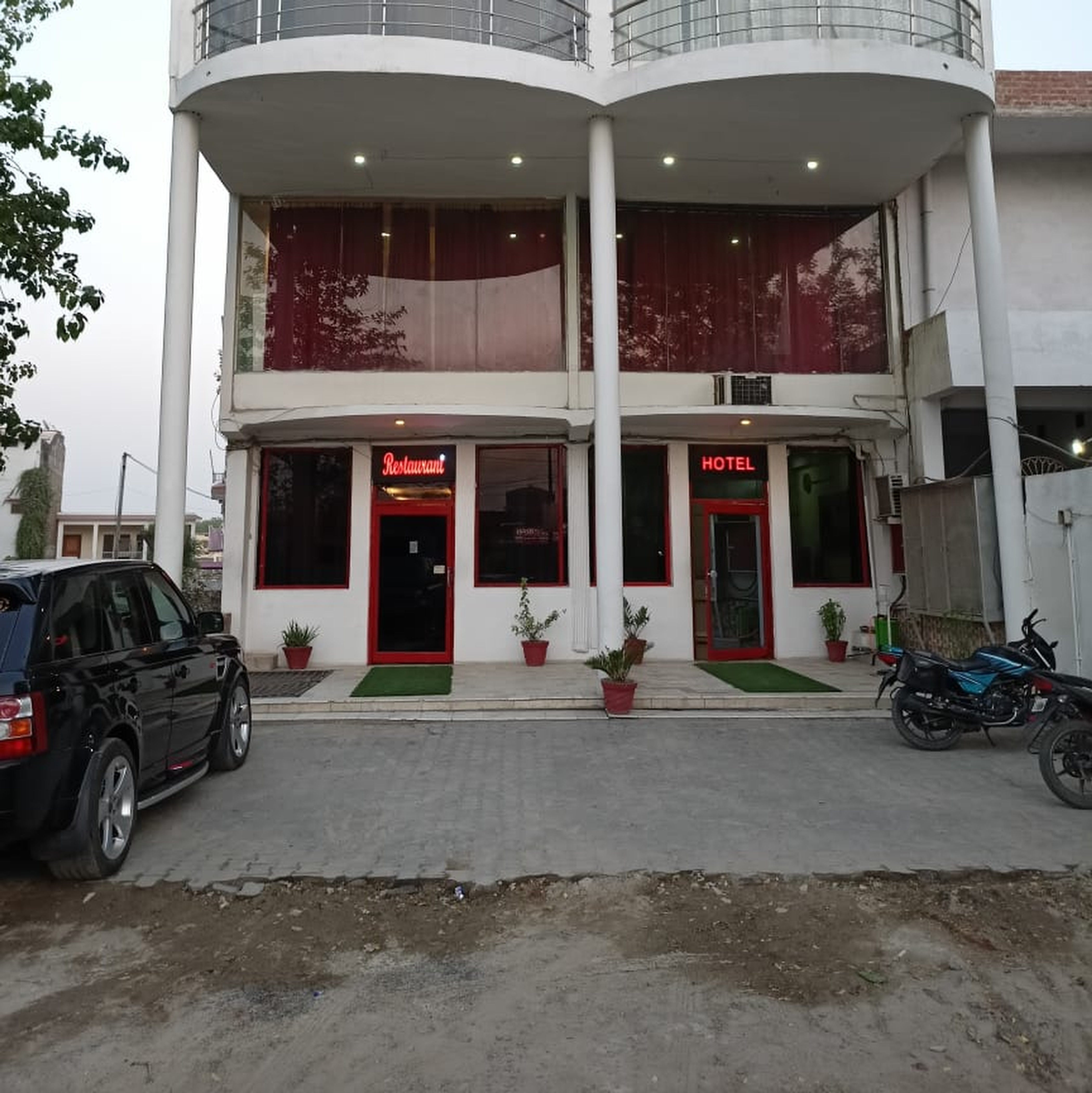 Hotel Varun and Restaurant By WB Hotels Jaunpur UP Best Rates on ...