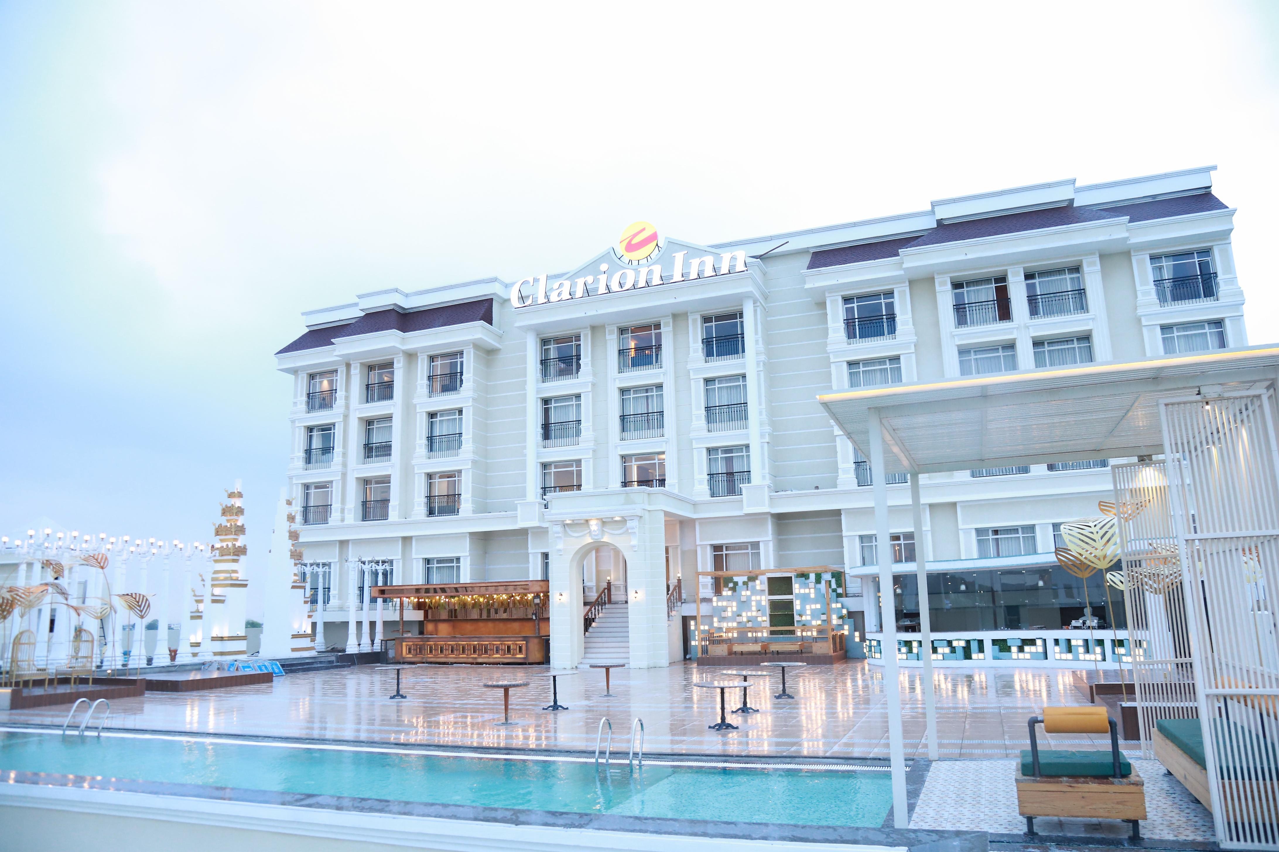 Clarion Inn Indore 𝗕𝗢𝗢𝗞 Indore Hotel 𝘄𝗶𝘁𝗵 𝗙𝗥𝗘𝗘 𝗖𝗮𝗻𝗰𝗲𝗹𝗹𝗮𝘁𝗶𝗼𝗻