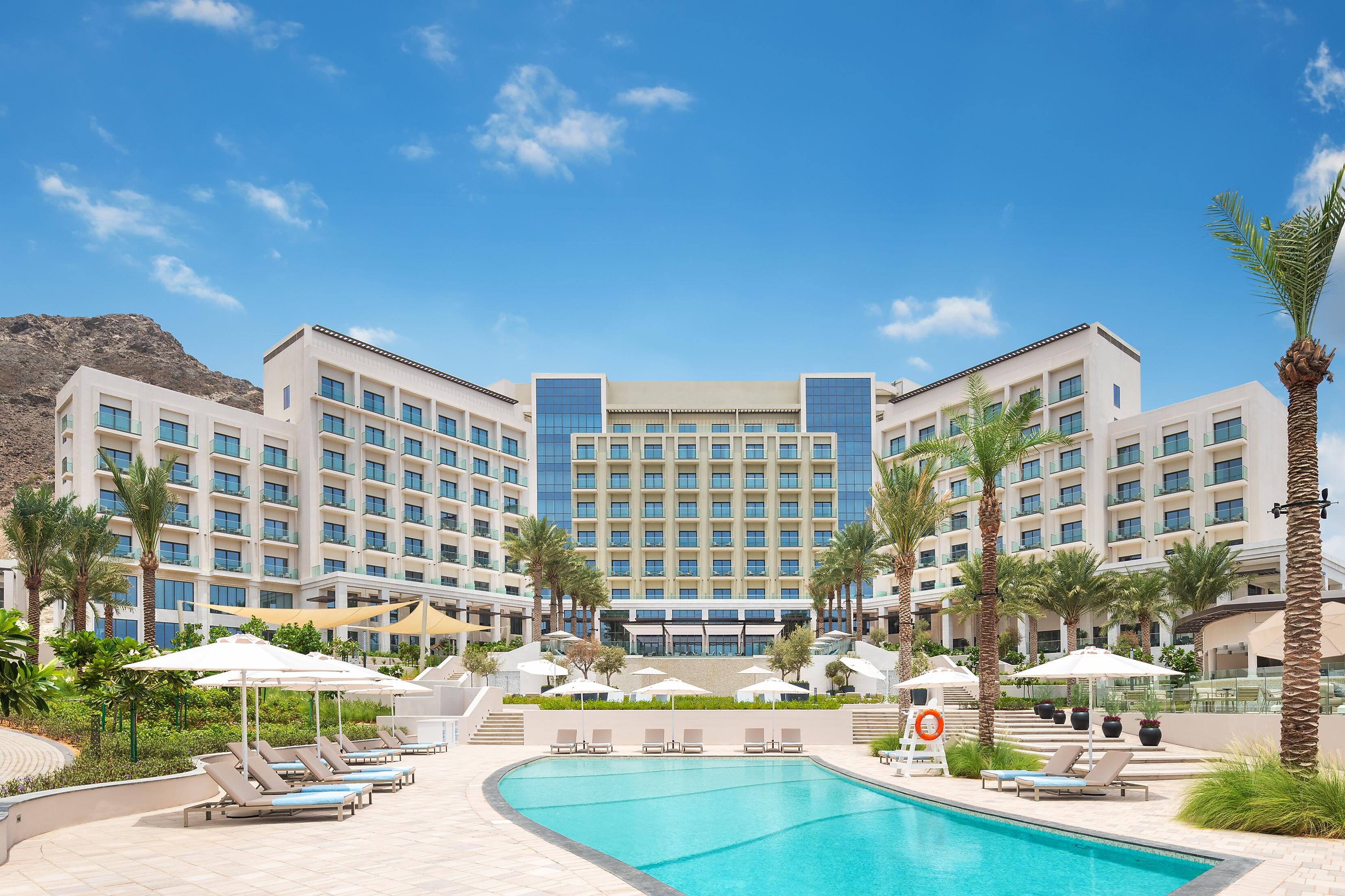 Address Beach Resort Fujairah, Fujairah @AED 393 - Address Beach Resort ...