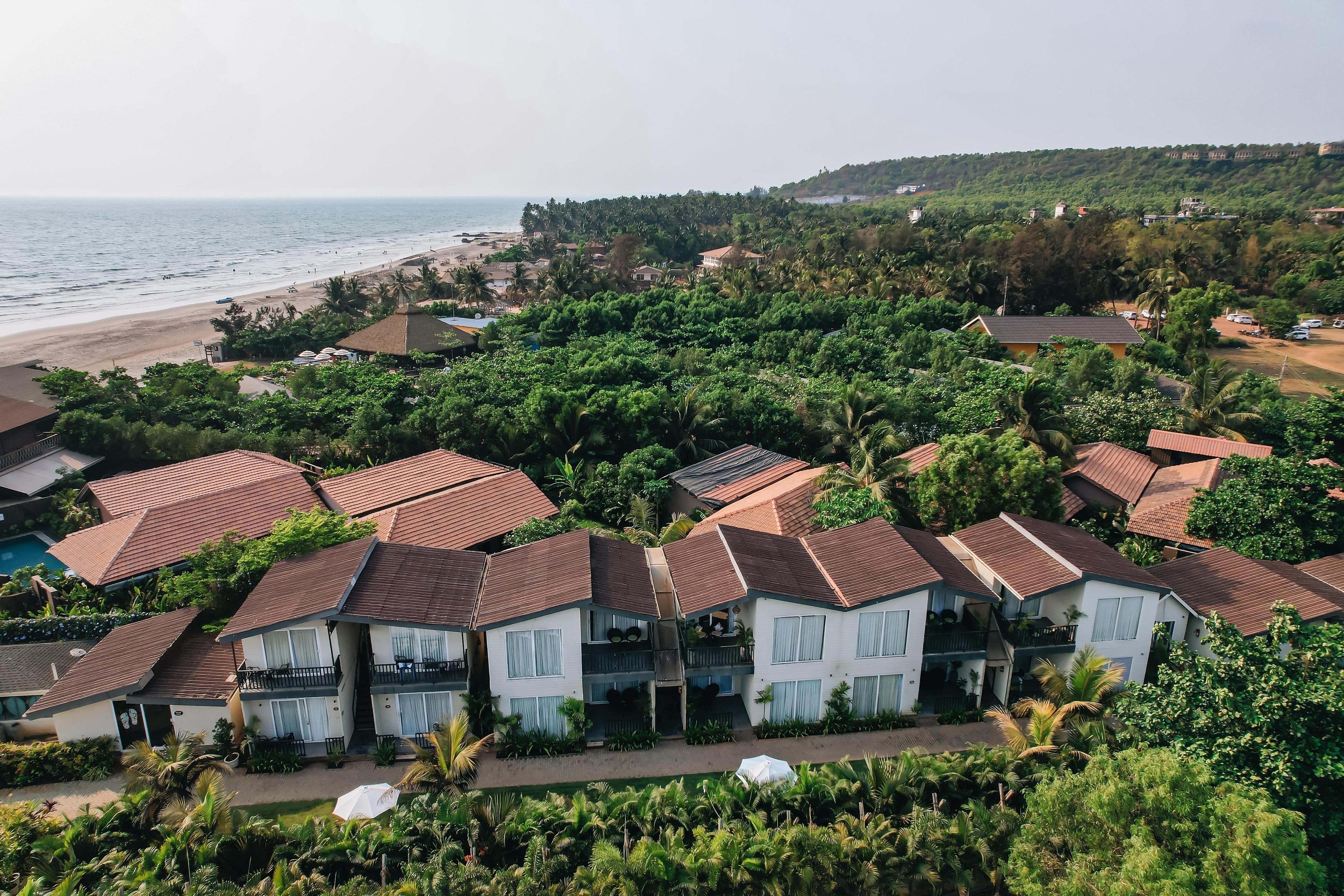 SIBAYA BEACH RESORT 𝗕𝗢𝗢𝗞 Goa Resort