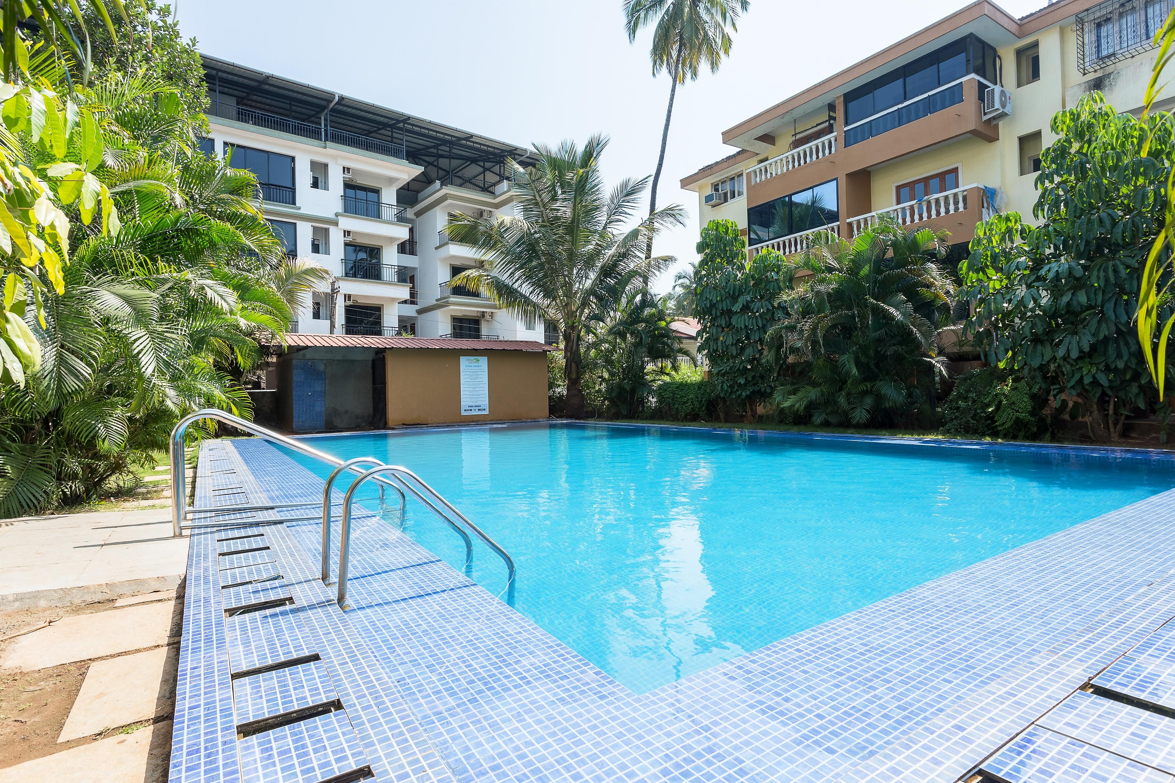 Rooms of Treebo Aquamarine Arpora With Pool - Hotel in Goa