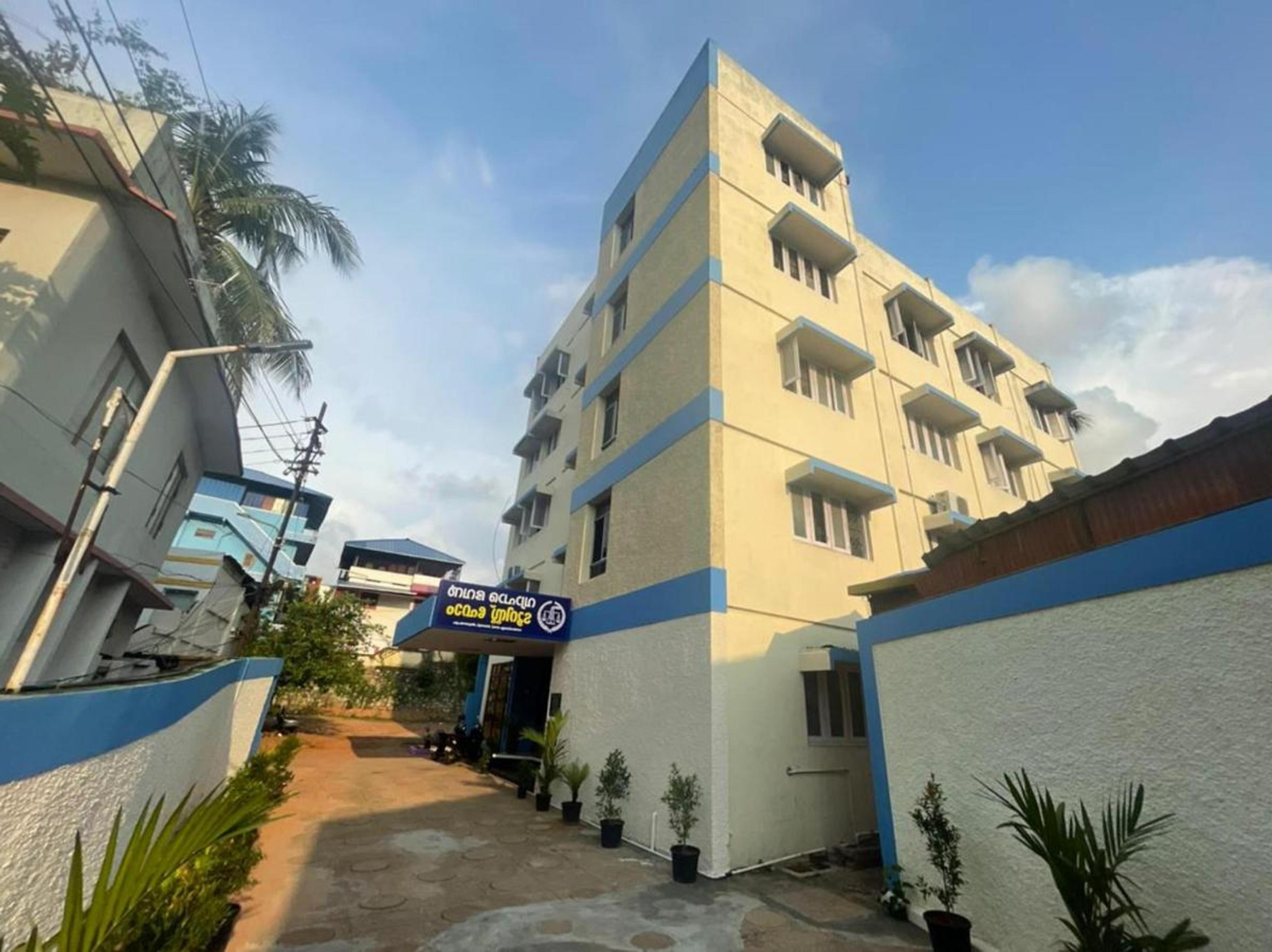 Grand Chaithram KTDC Best Rates on Thiruvananthapuram Hotel Deals ...