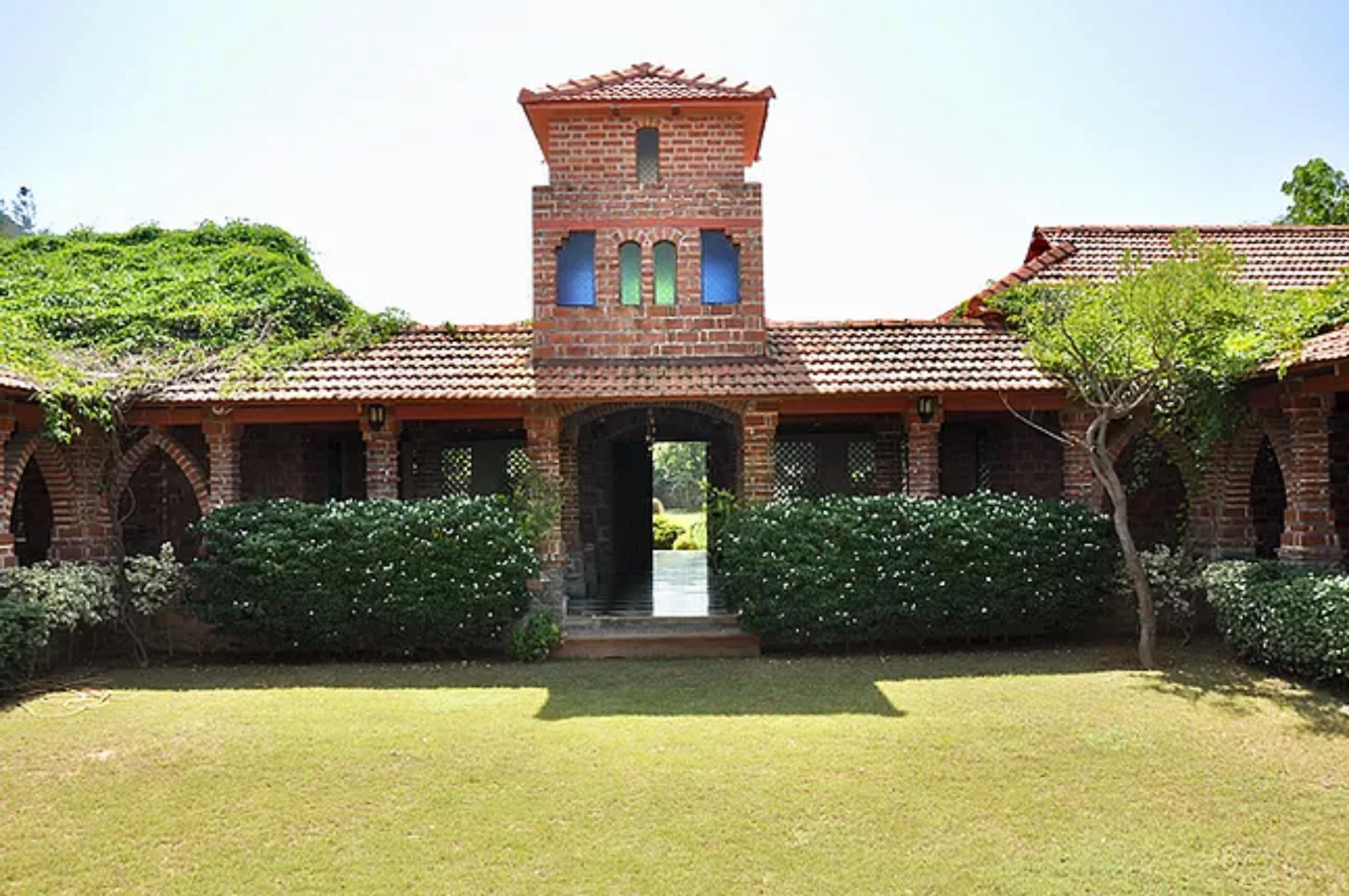 Baweja Farm Best Rates on Manesar Hotel Deals, Reviews & Photos